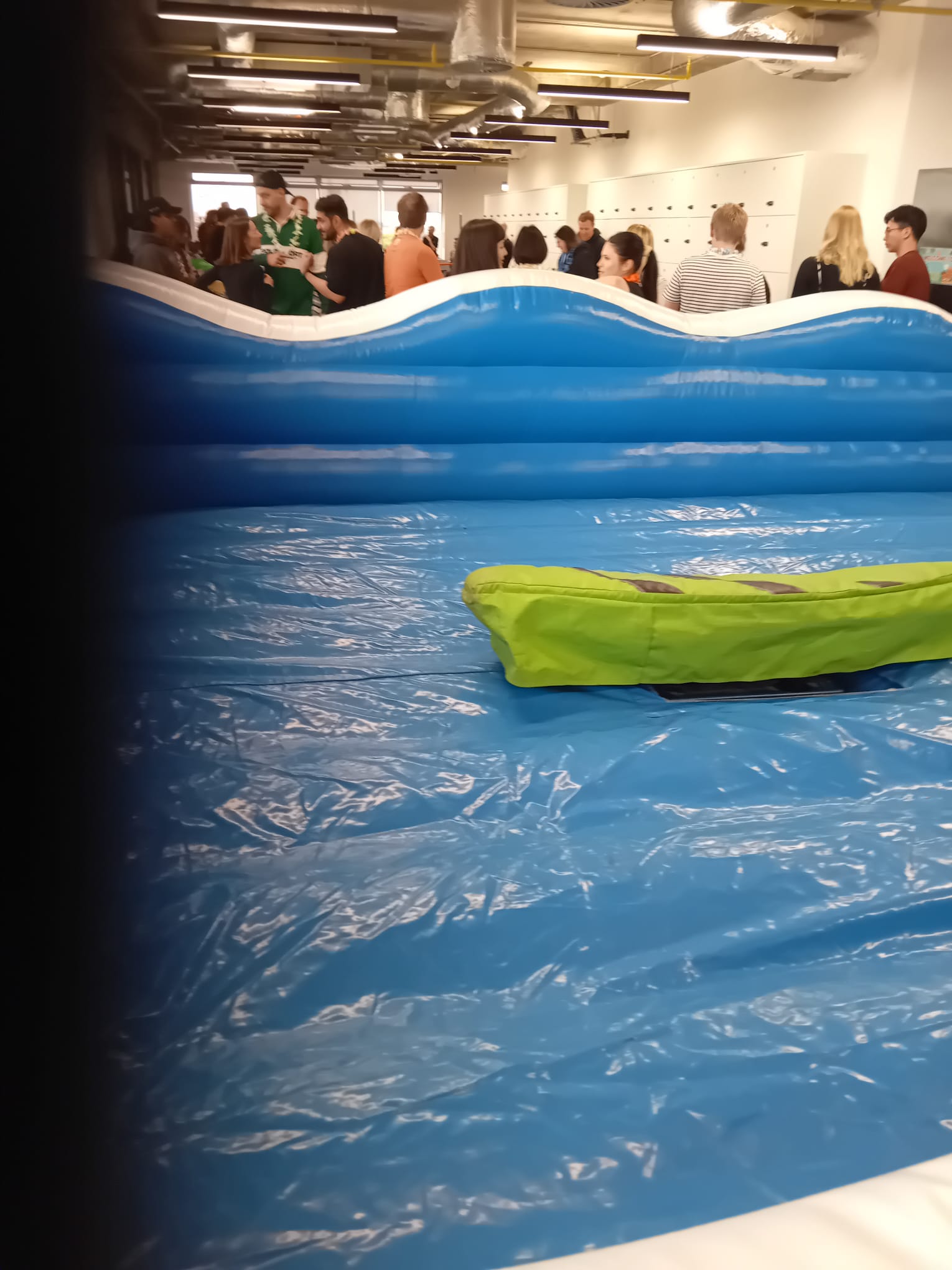 Surf Simulator Hire,Surfing Simulator Game For Rental,Essex,London,UK
