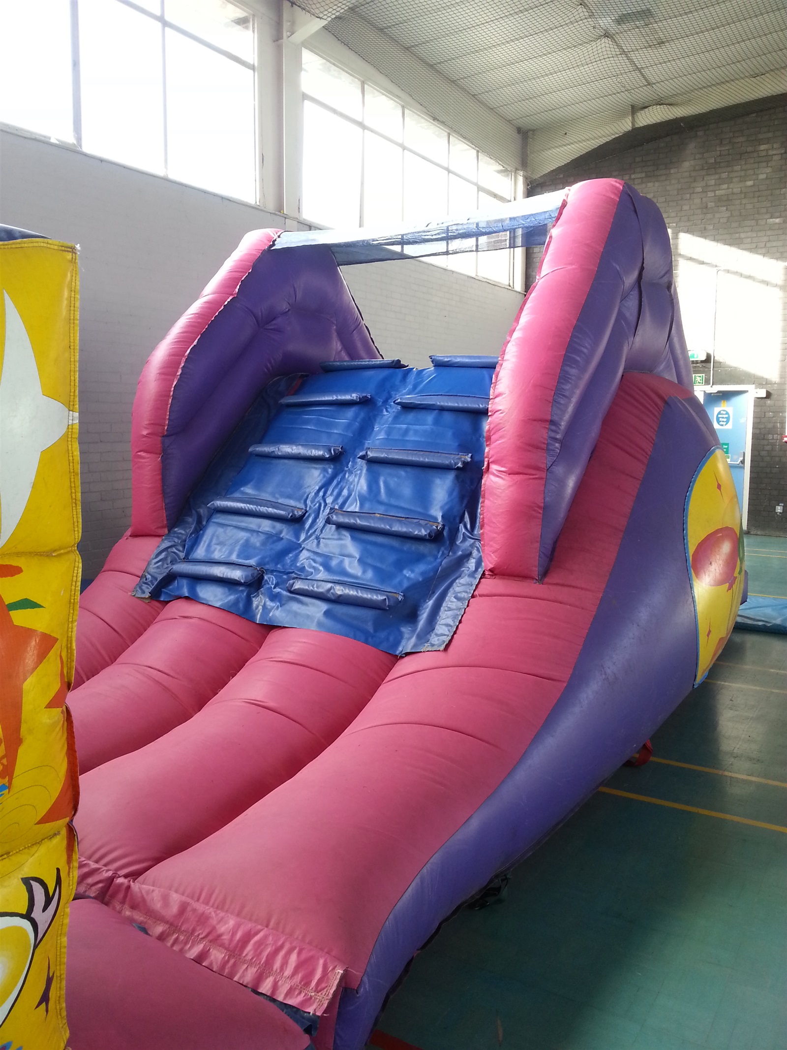 Assault Course - Party Time - Bouncy Castle Hire in Essex, Southminster ...