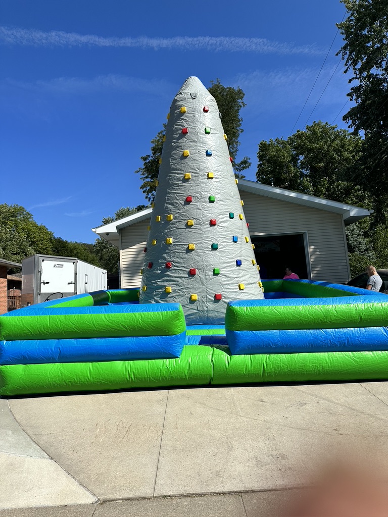 Bounce Houses - Hire in missouri | Take A Bounce