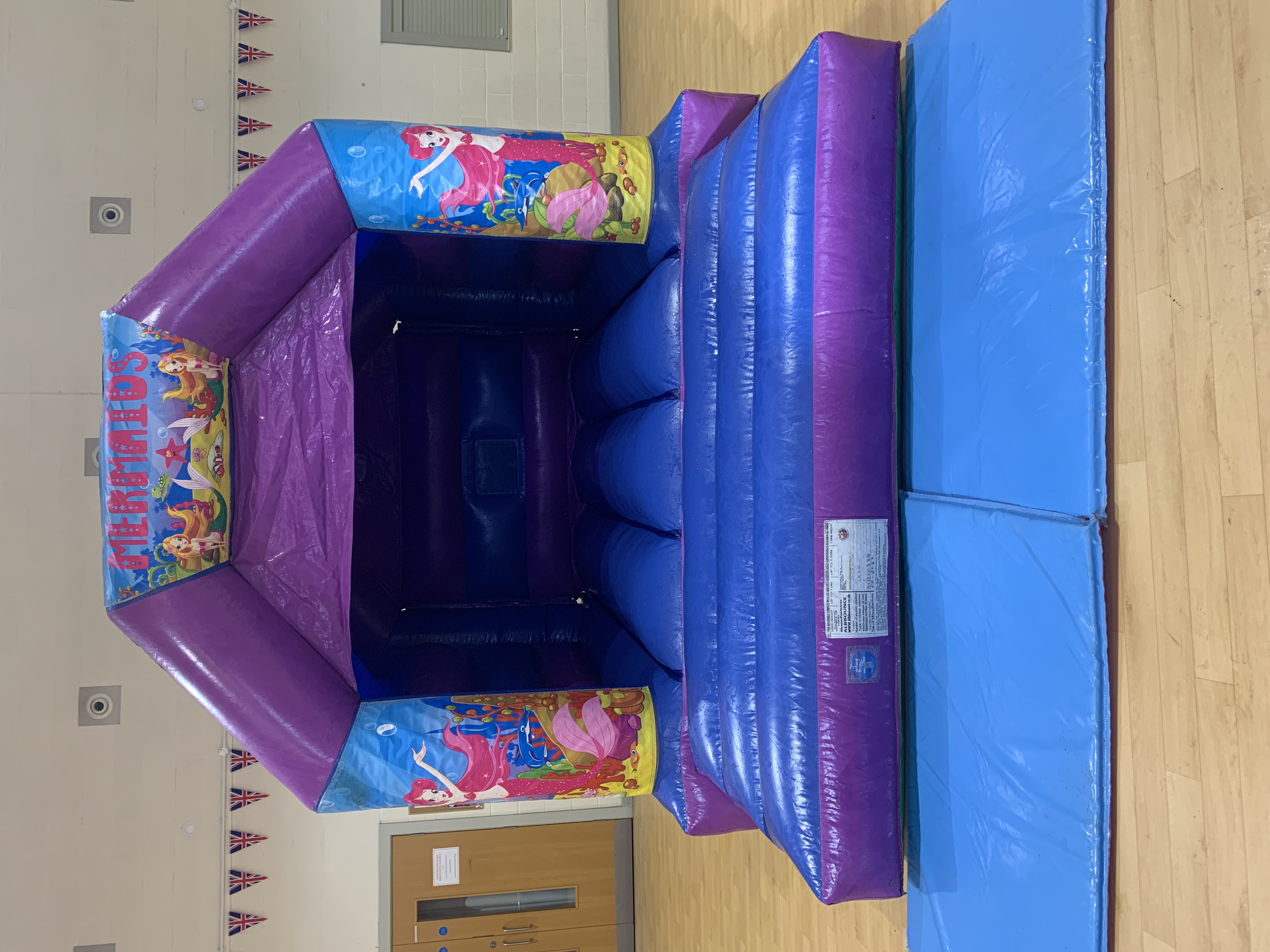 Inflatable castles | Kings Bouncy Castle Hire Cheltenham