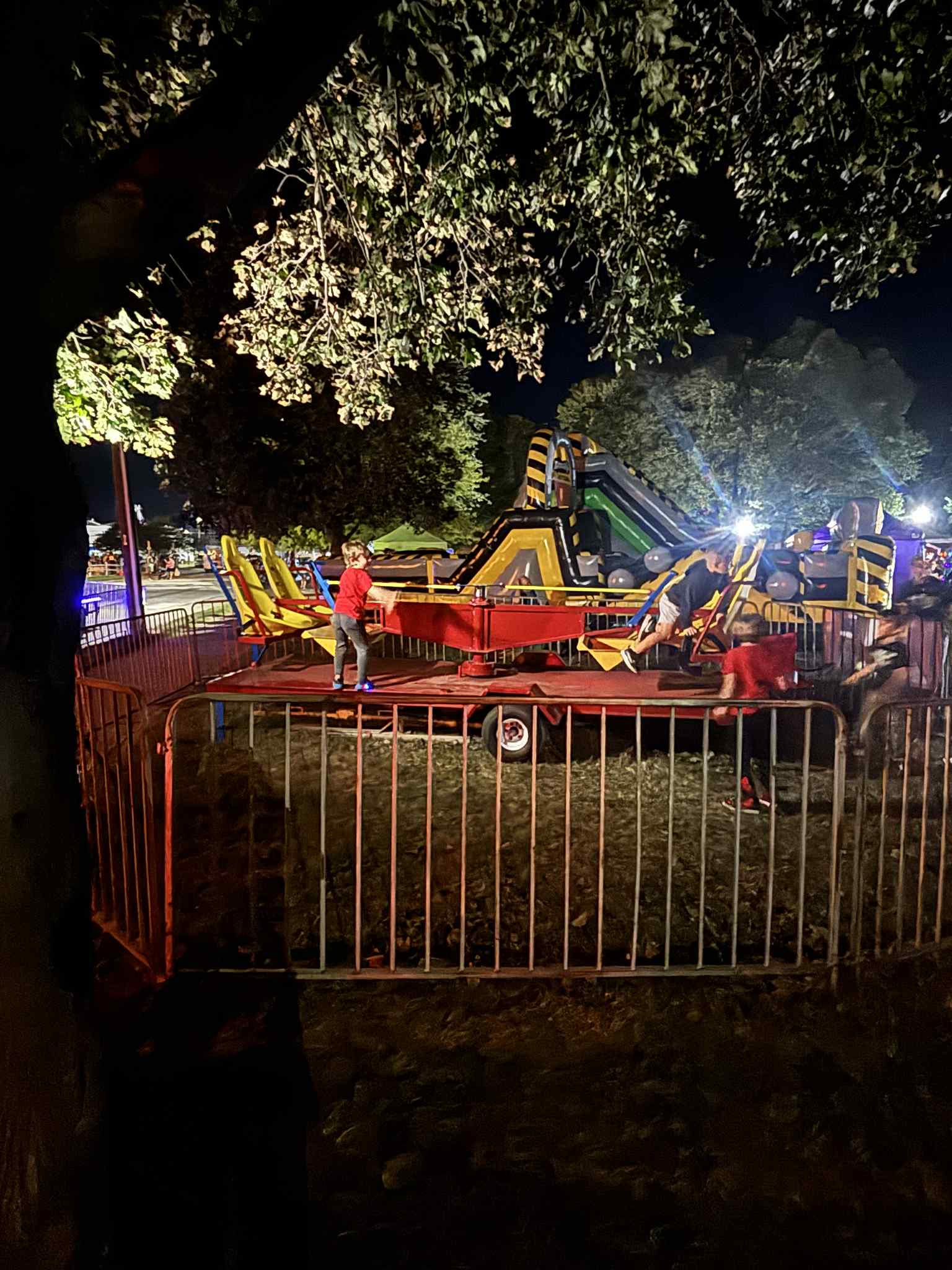 Whizzer Ride | Human-Powered Spinning Carnival Ride