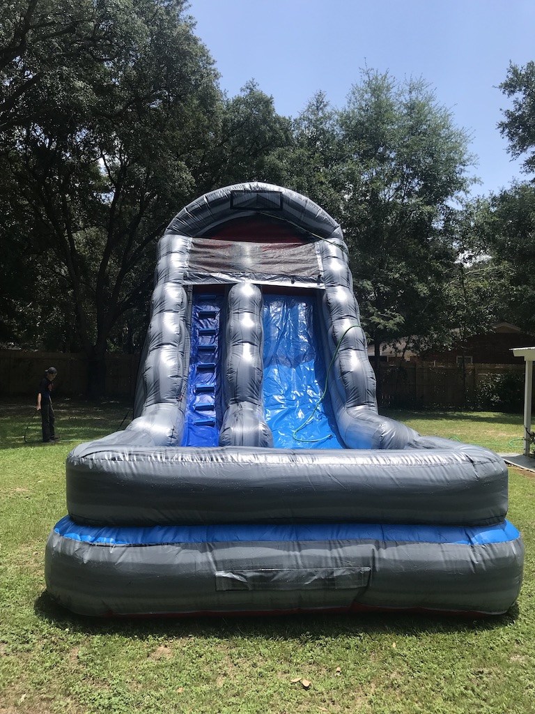 18 Ft Mountain Splash - Hire in florida | Rip Roaring Rentals