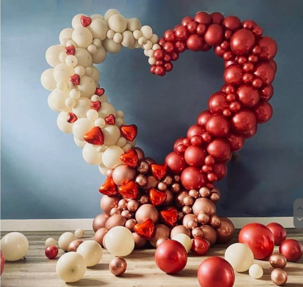 Heart Balloon Arch Stand 2M x 1.8M - Bouncy Castle Hire in London ...