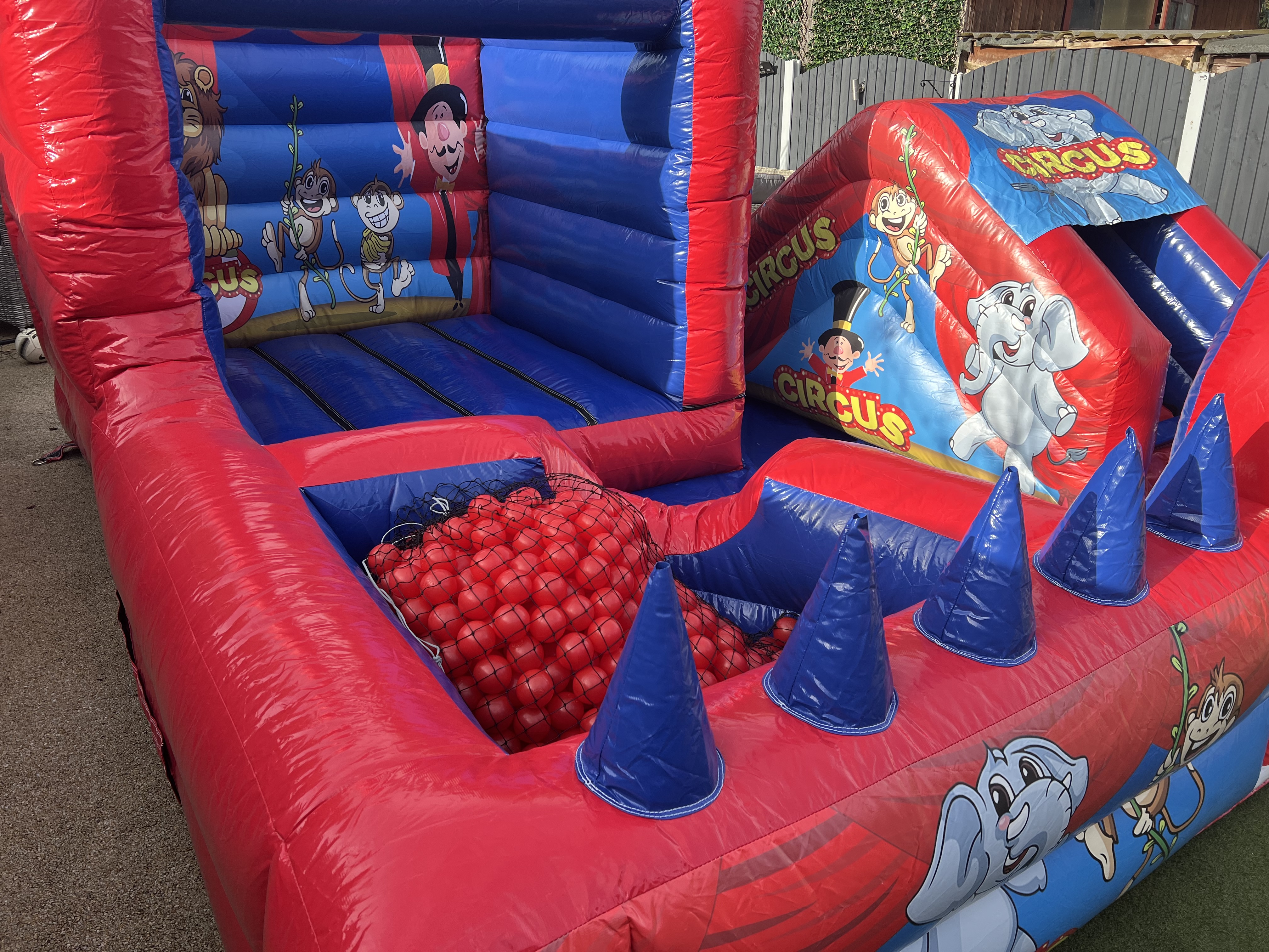 Circus Play Park/Balls - Bouncy Castles in West Midlands, Cannock ...