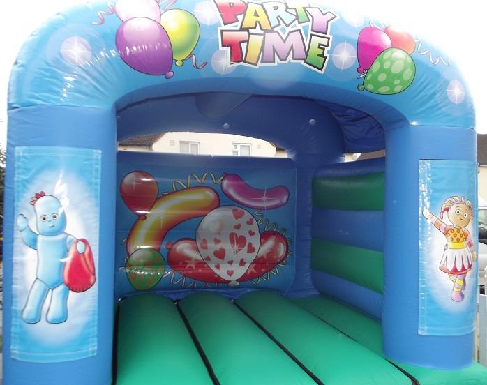 CV-Party Time Blue 11ftx13ftx10ft - Bouncy Castle, Softplay and Mascot ...