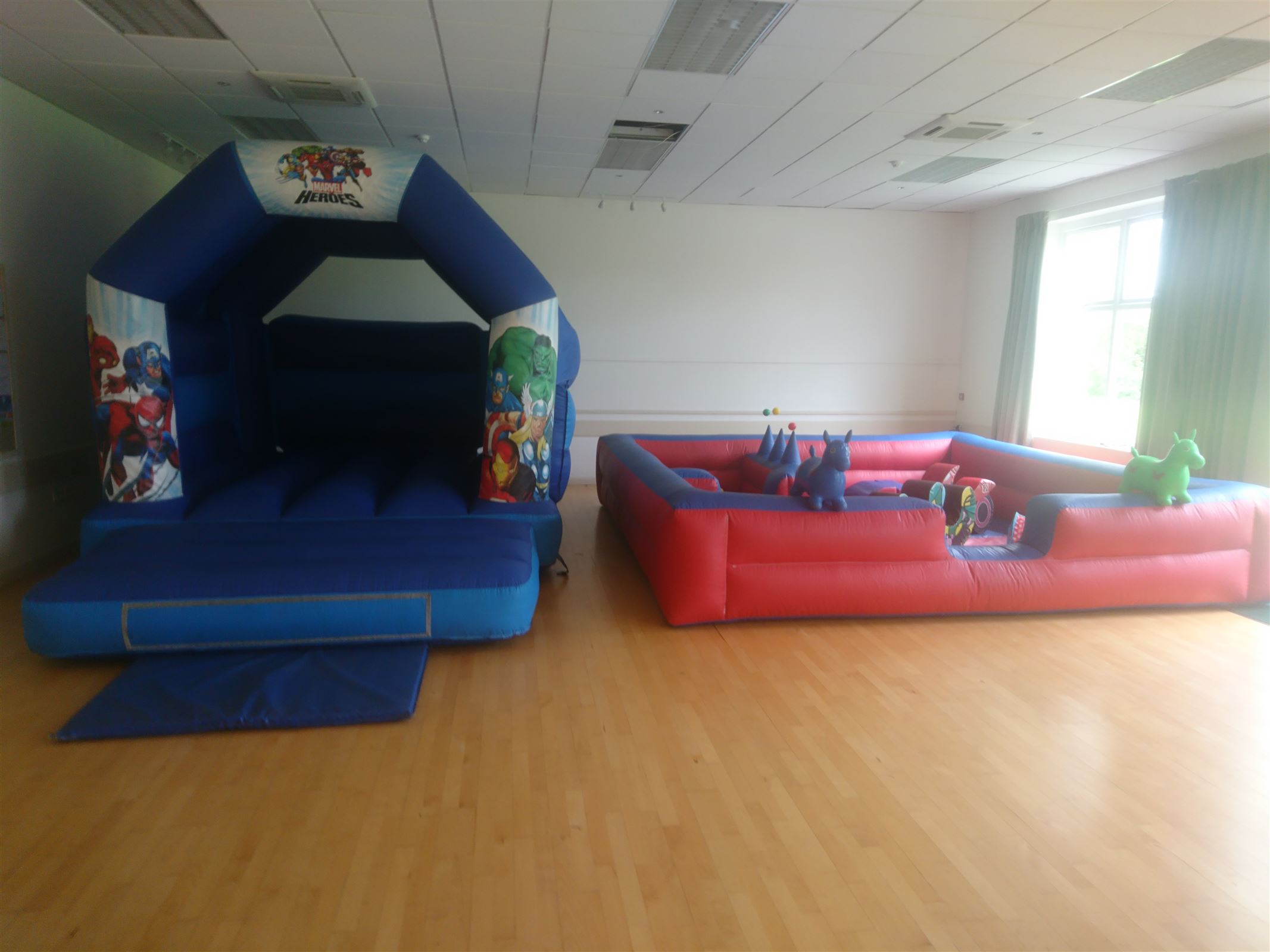 Inflatables Cheltenham | Low height indoor bouncy Castles