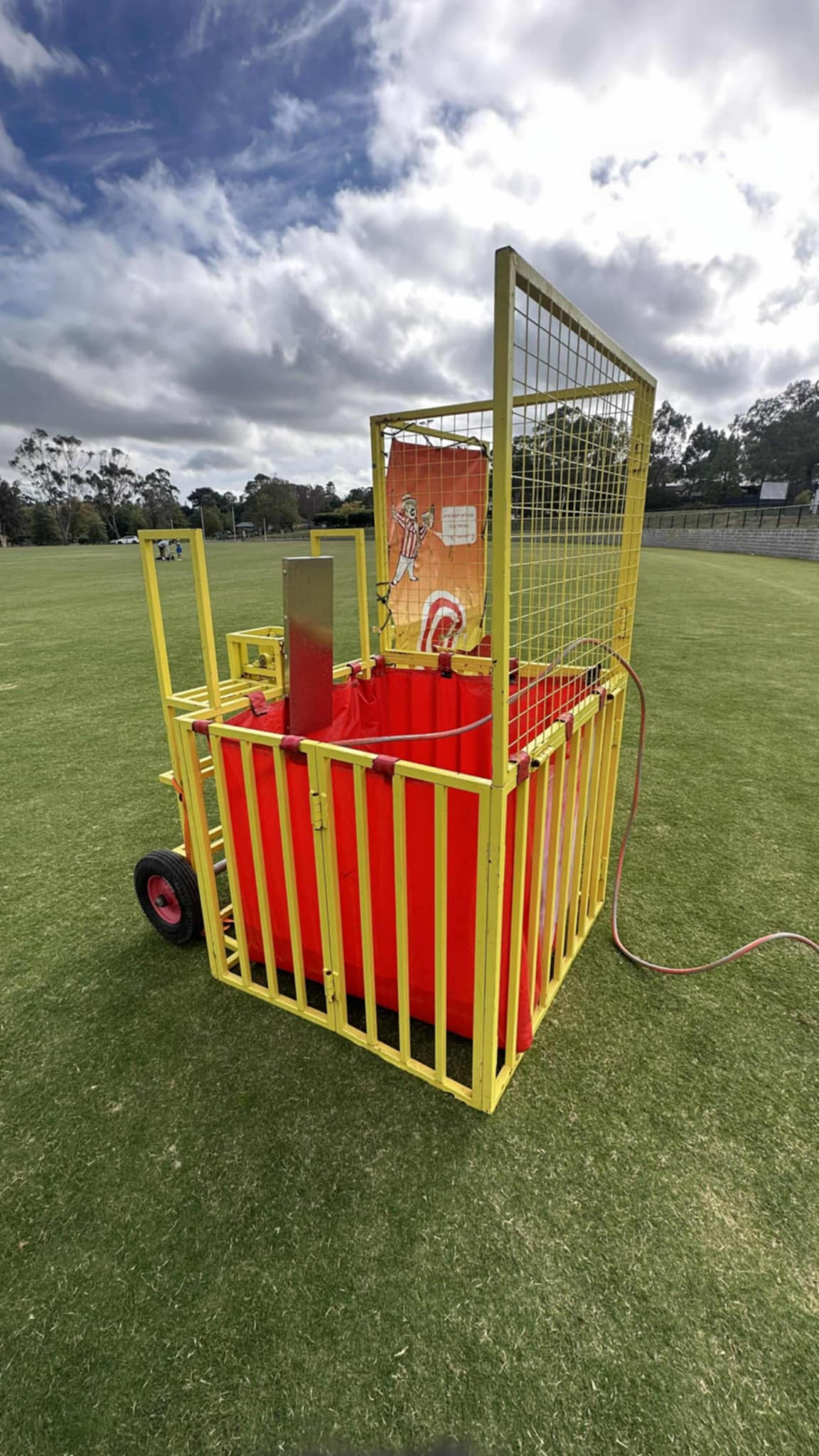 Fold-Up Dunk Tank Hire | Compact Event Dunk Tank