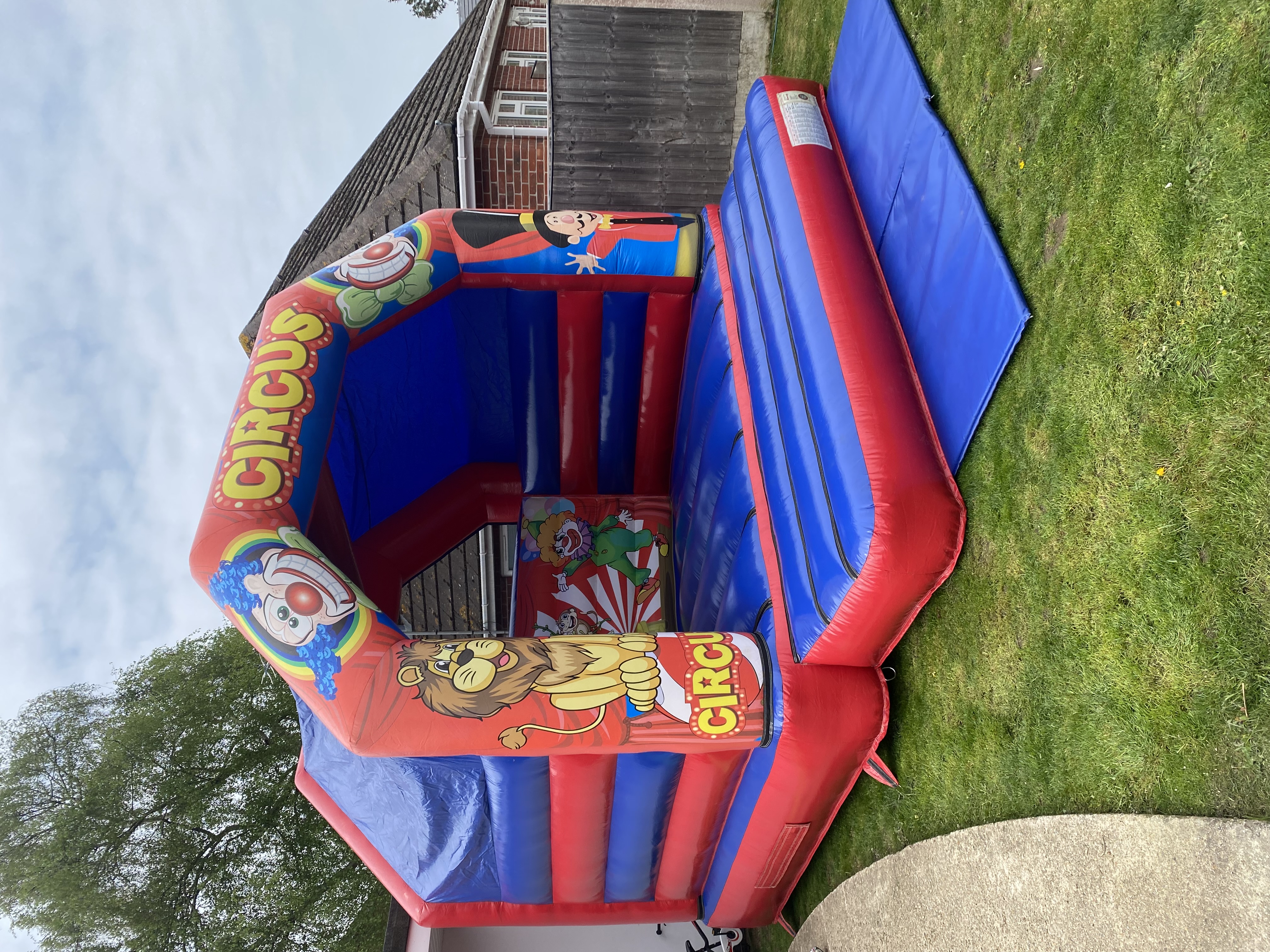 Large Circus Bouncy Castle (Adult Capable) - Hire, Balloon Displays ...