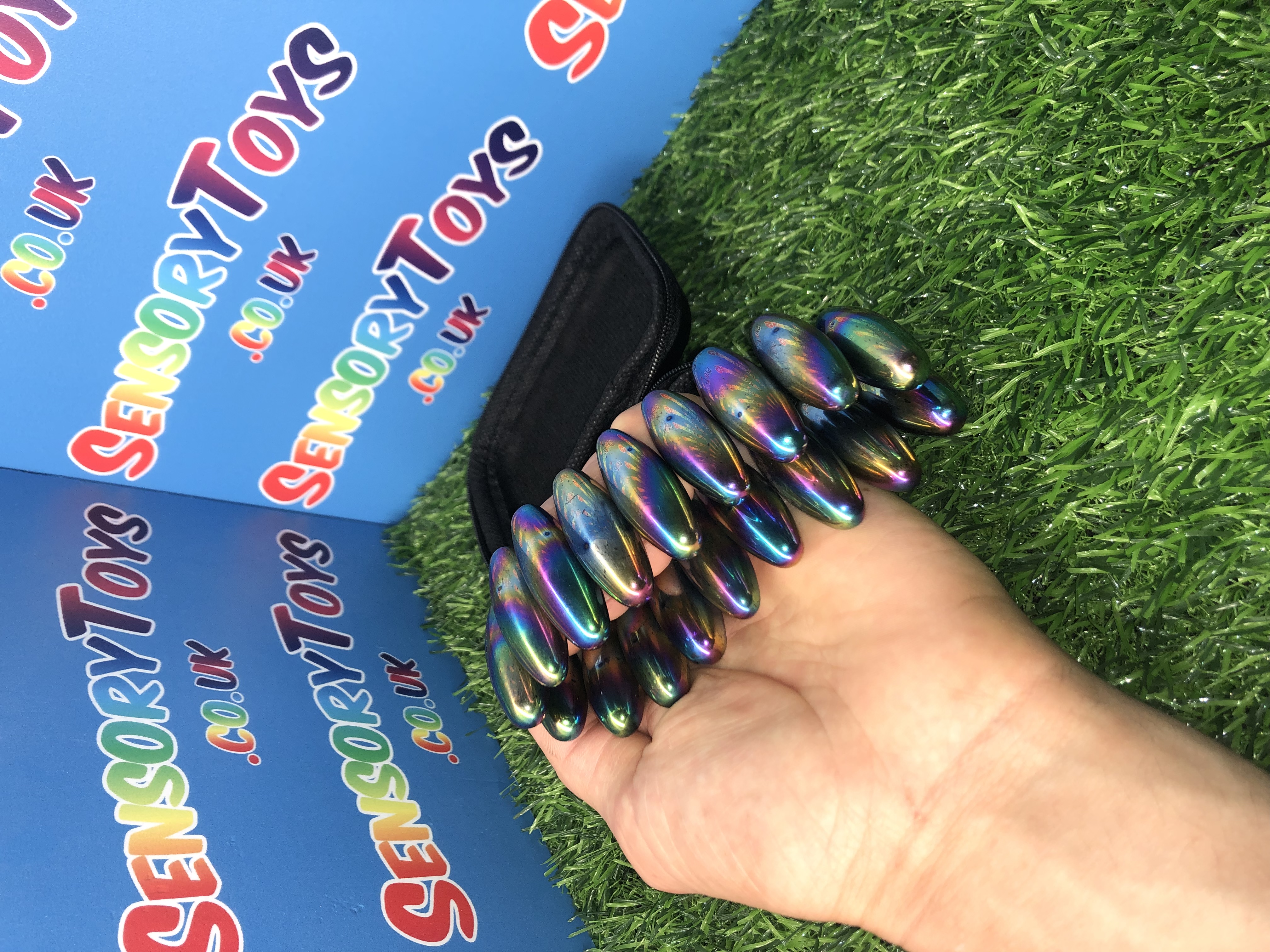 Buzzing Sound Magnets - Free Sensory Toys | Online Toy Shop | Popular ...