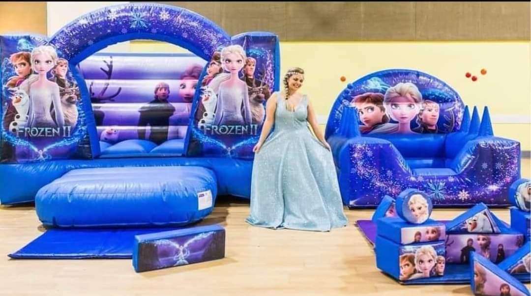 Frozen set - Hire in County (optional) | Inflatable heaven