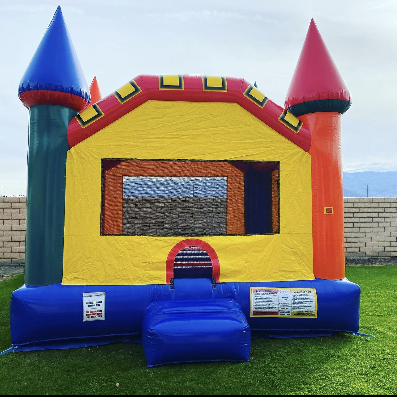 Bounce Houses - Hire in Ca | Desert Party Company