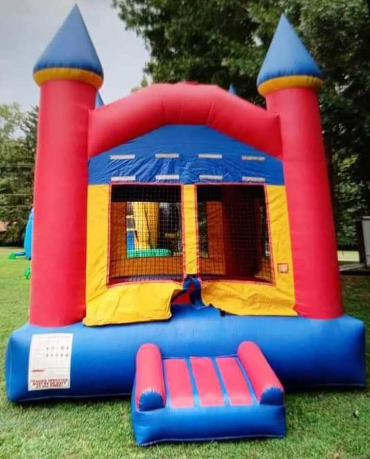Bounce Houses - Hire in Kentucky | Georgetown Inflatables