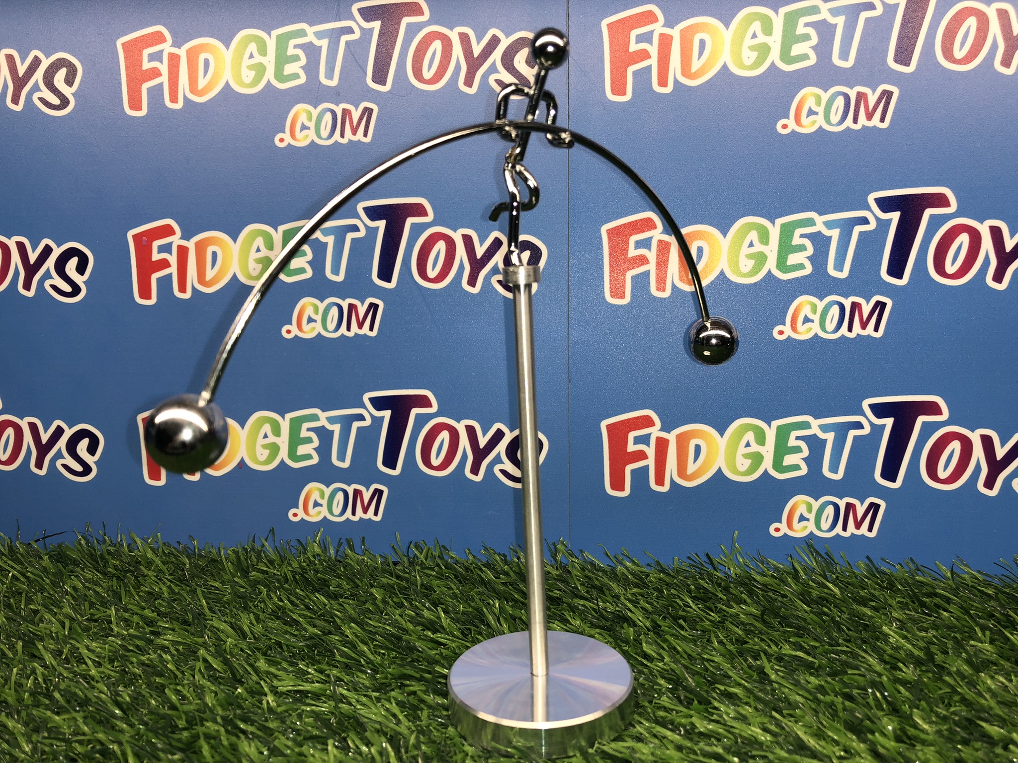 Balancing Weightlifter Desk Toy - Free Sensory Toys | Online Toy Shop ...