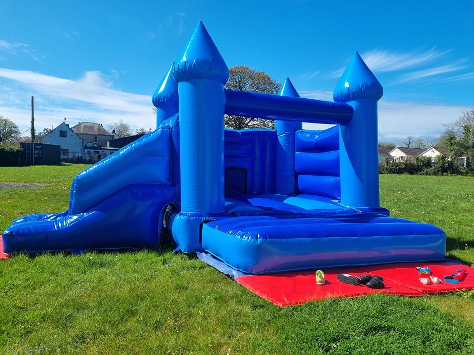 Bouncy Castles - Bouncy Castle Hire in Pembrokeshire, Milford Haven ...