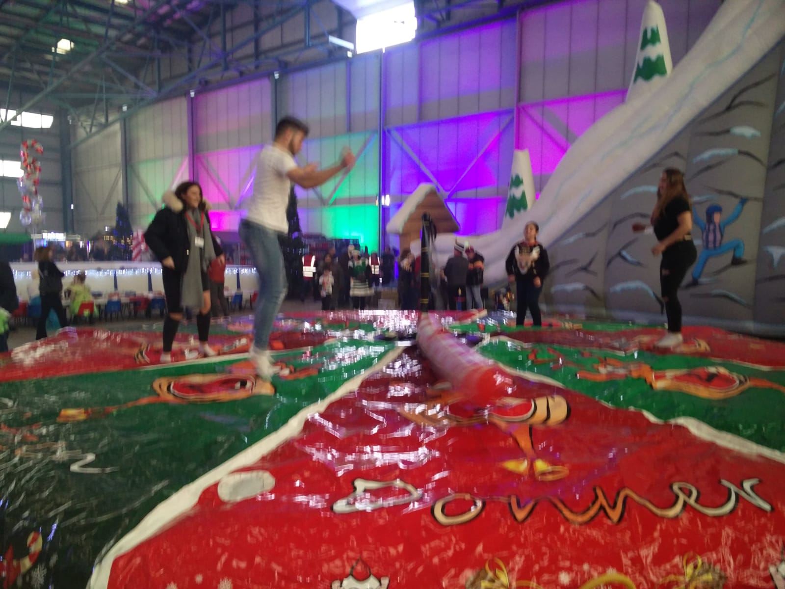 Total Wipeout Inflatable Hire,Last Man Standing Inflatable Hire,UK