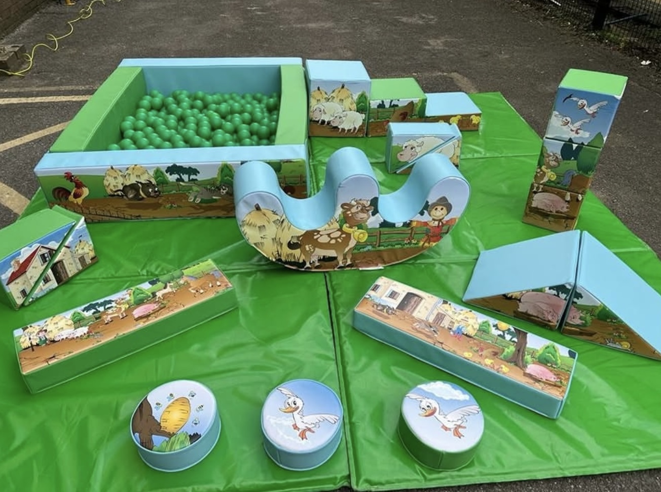 Farm Soft Play - Hire in Hersham, Walton on Thames, Weybridge, Molesey ...