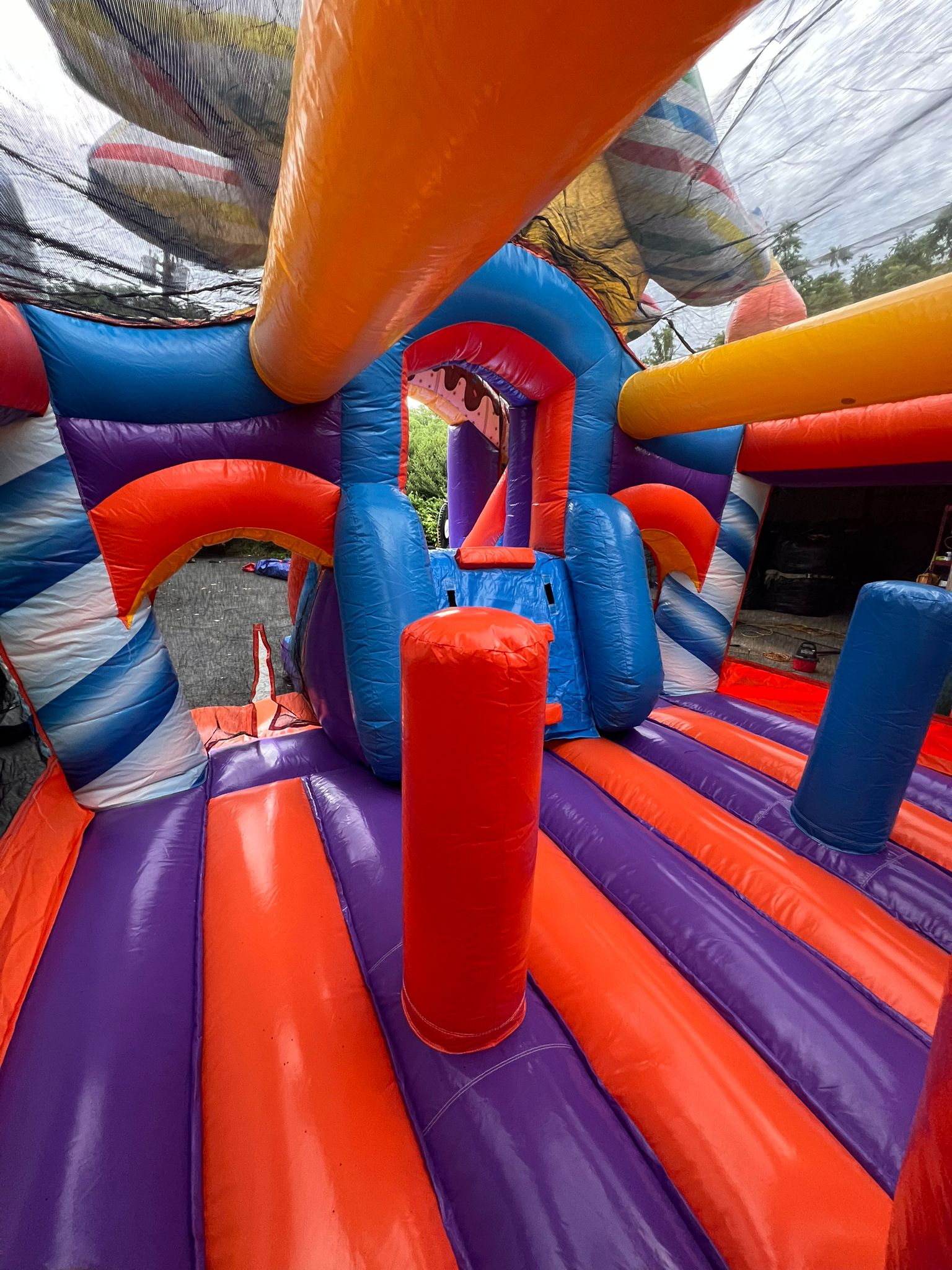 Garage Sale - Sugar Rush Combo - Bounce House Rentals in New Jersey ...