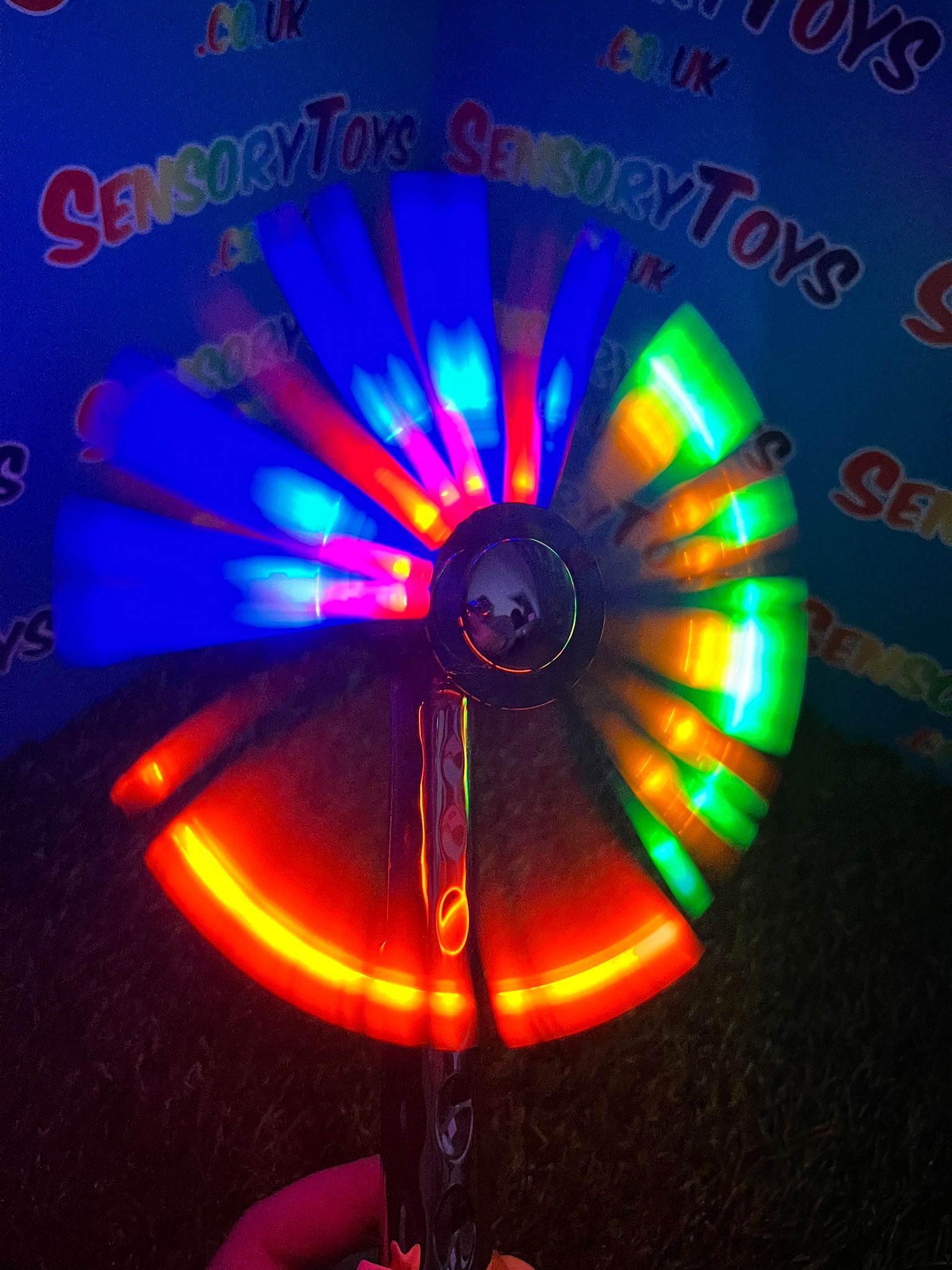 Spinning Windmill light Toy - Free Sensory Toys | Online Toy Shop ...