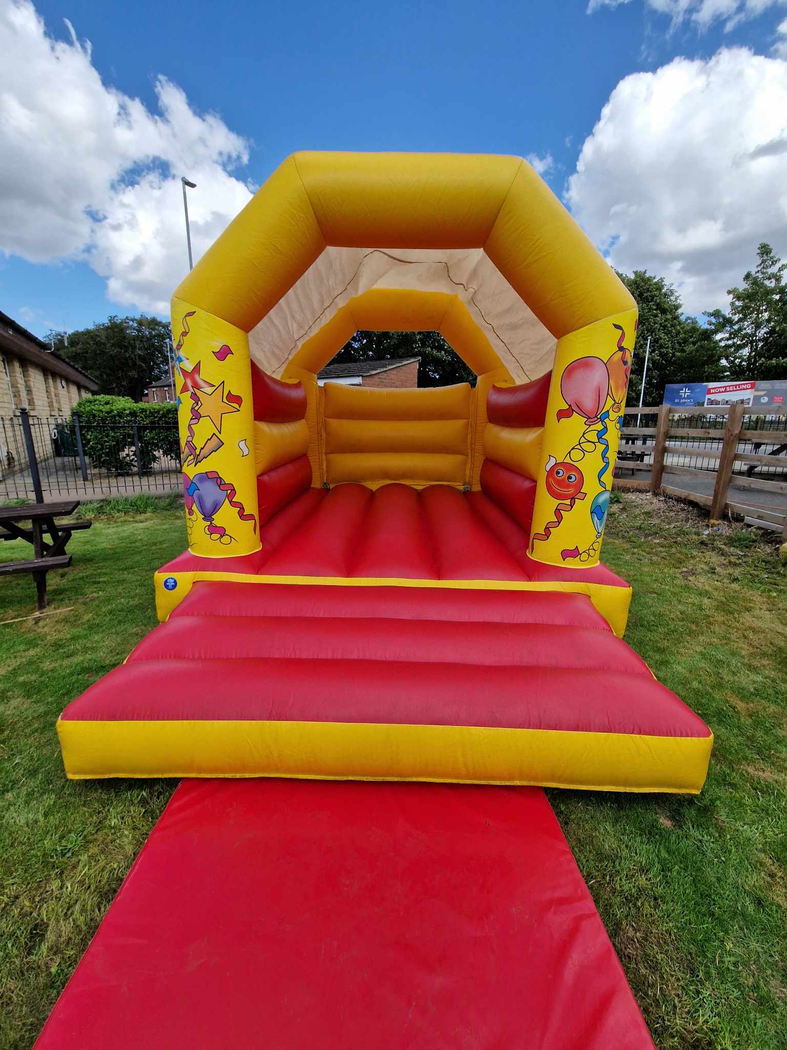 Bouncy Castles - Hire in Lincoln