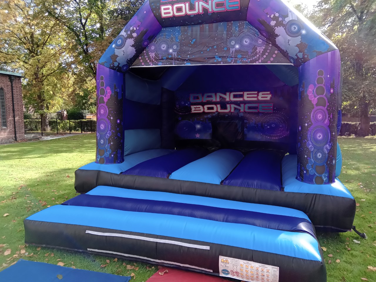 DANCE & BOUNCE 15 X16 ADULT BOUNCY CASTLE - Bouncy Castles in Stockport ...