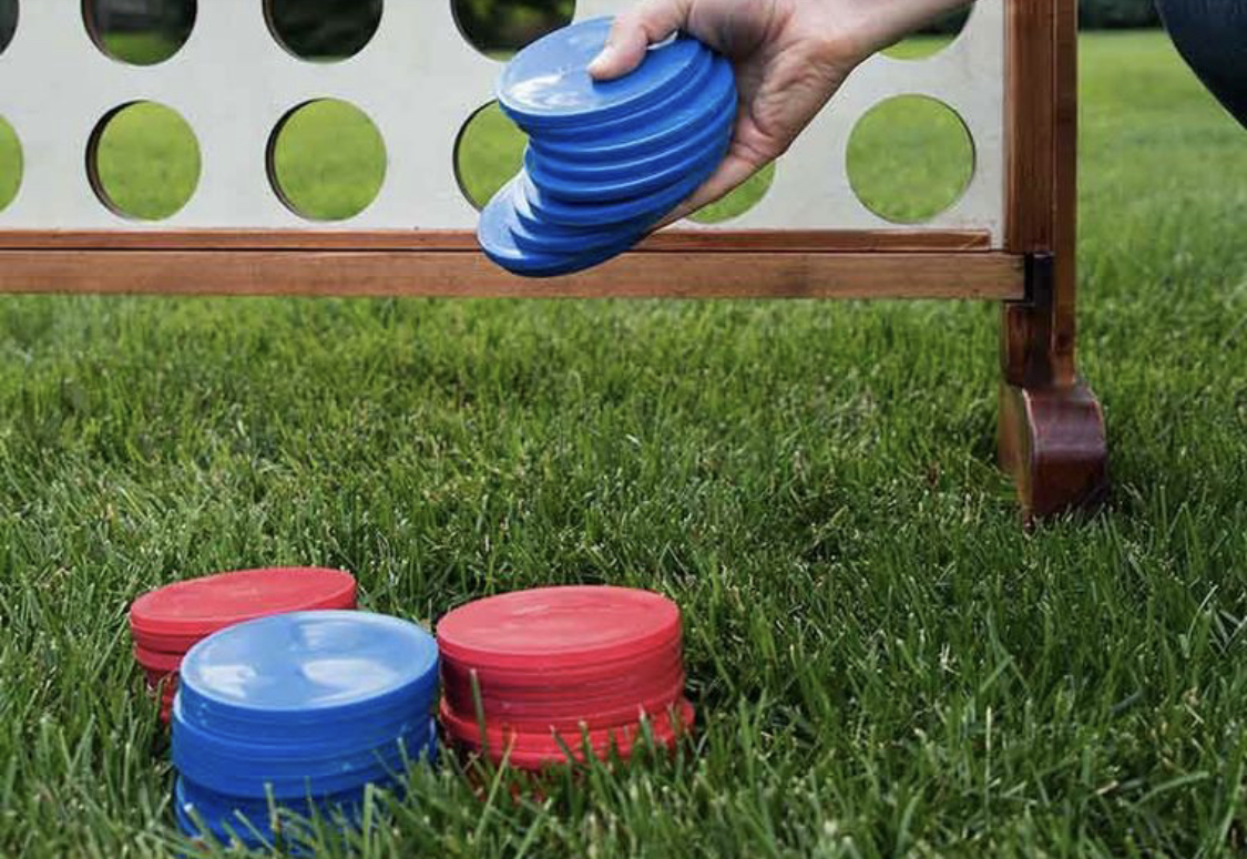 MEGA CONNECT 4 GAME - Inflatable Hire in Arkansas | HAPPY JUMPERS ...