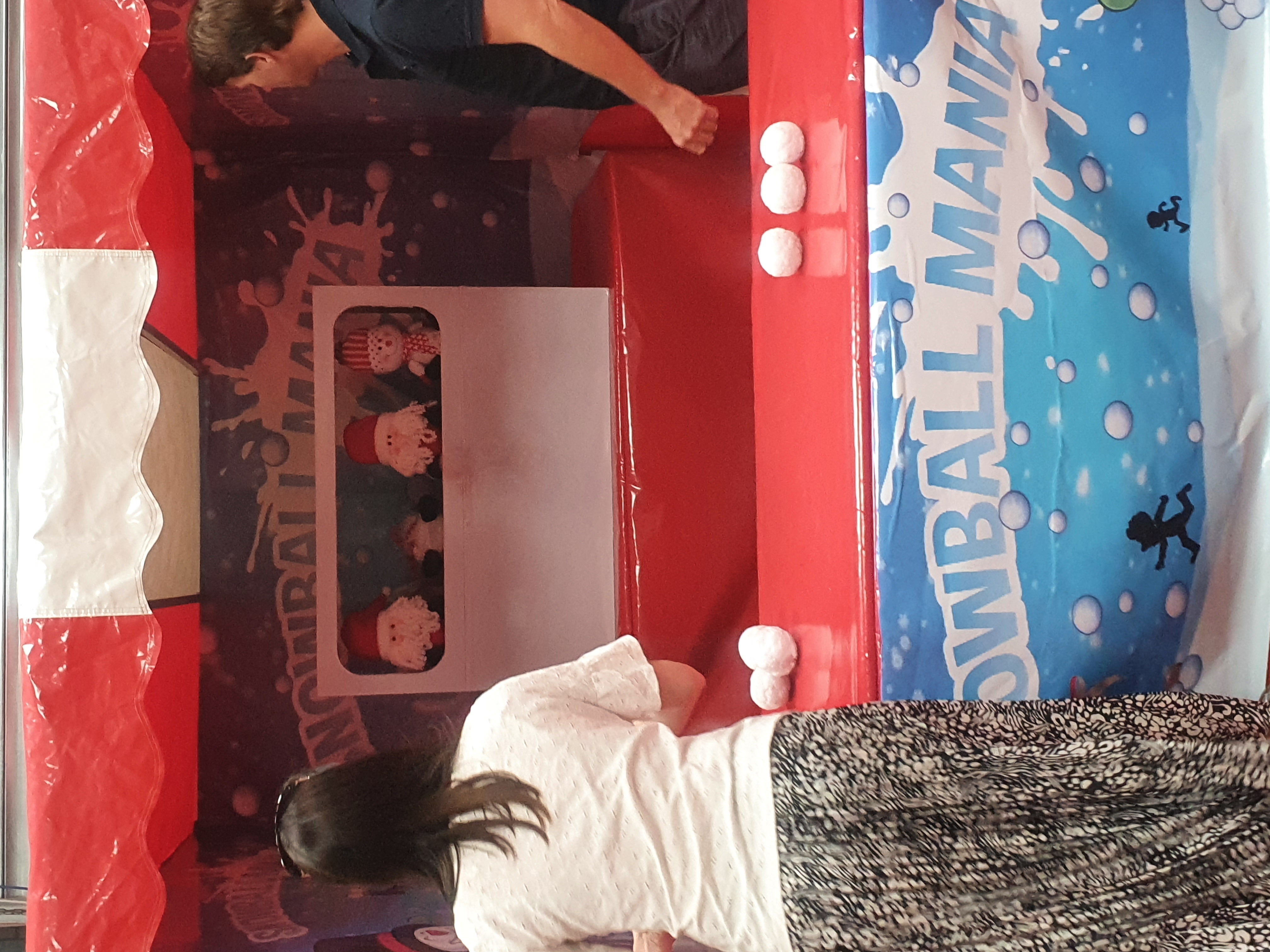 Christmas Fun Fair Stall - Snowball Mania - Hire in UK | Simply The ...