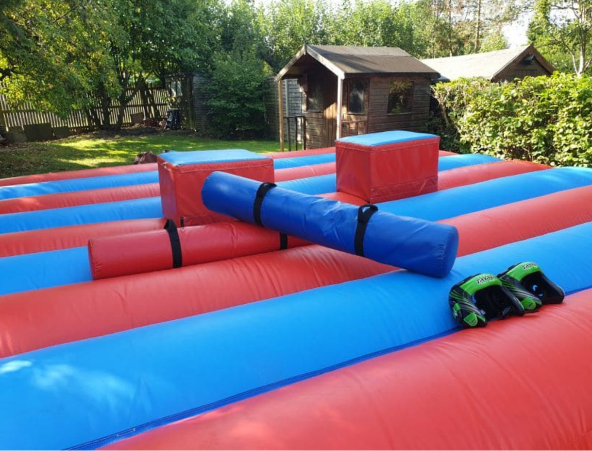 Inflatable Duel - Hire in Worcestershire | Castle Kings of Worcester
