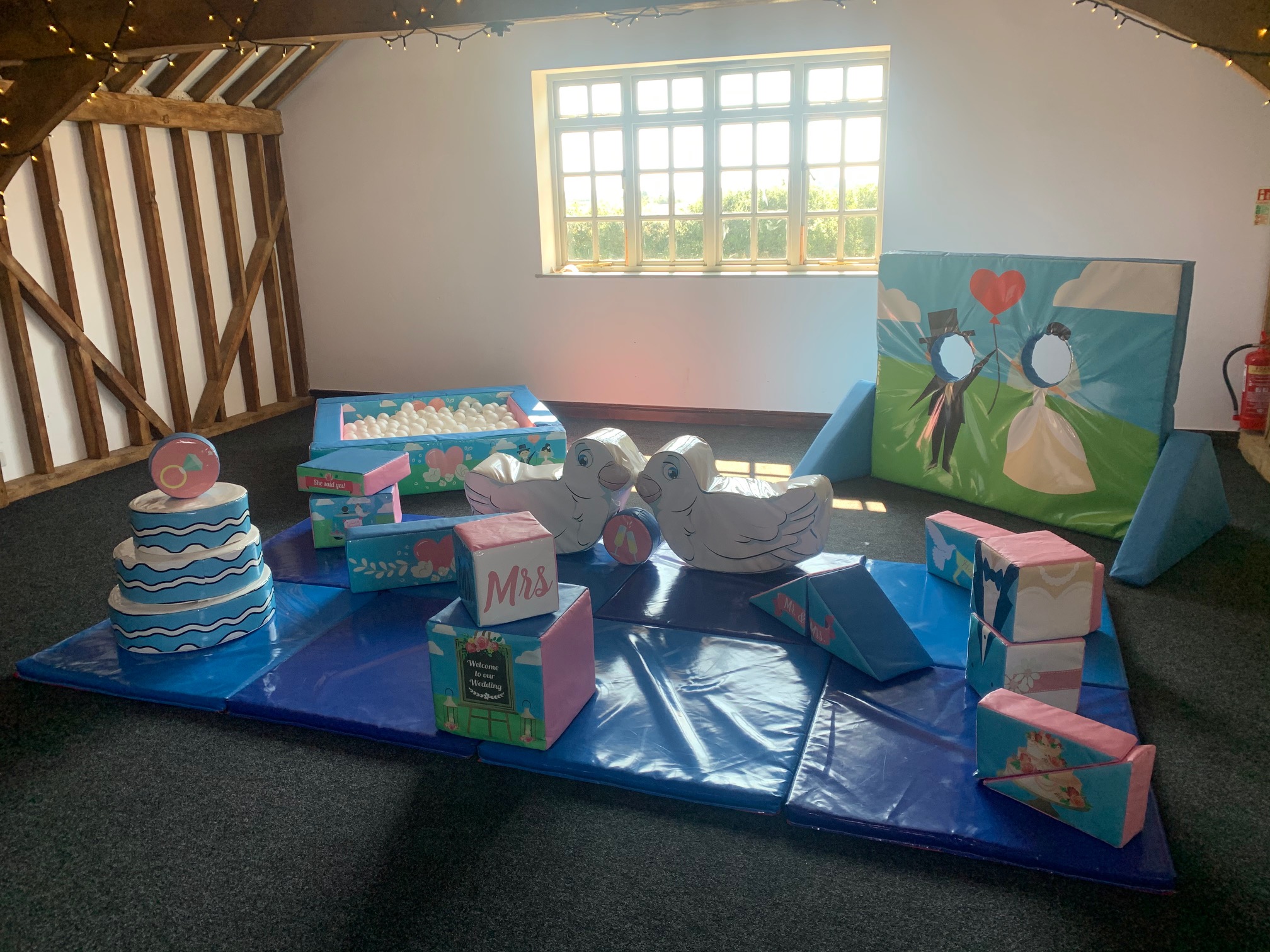 *Wedding Soft Play Set* - Event Entertainment in London | We Love Occasions