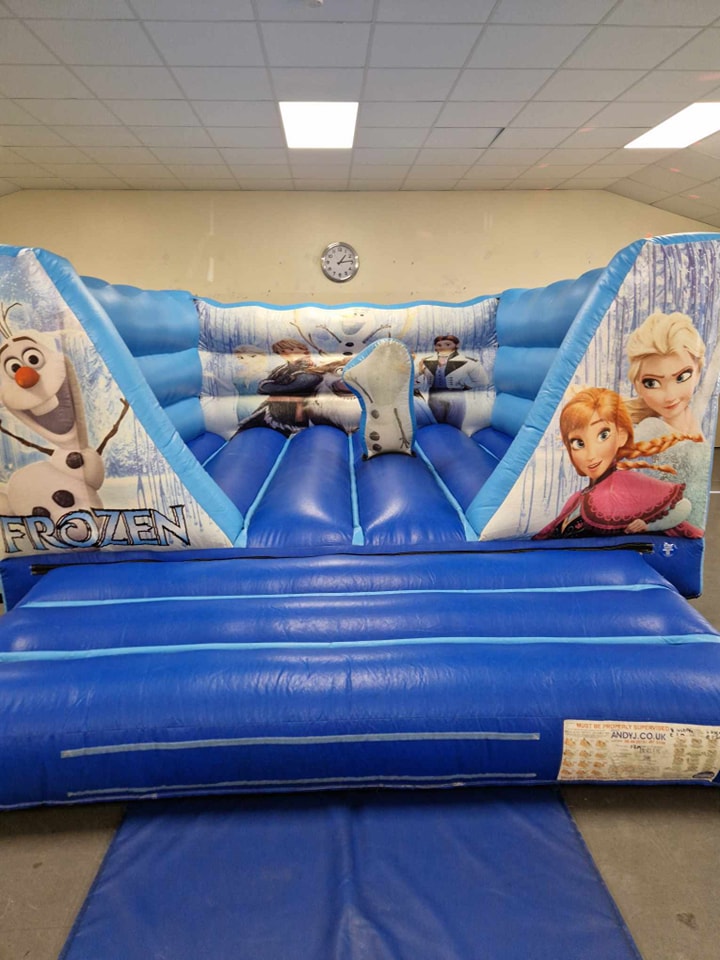 Frozen V Frame - Hire in Lincoln | Lincs bounce