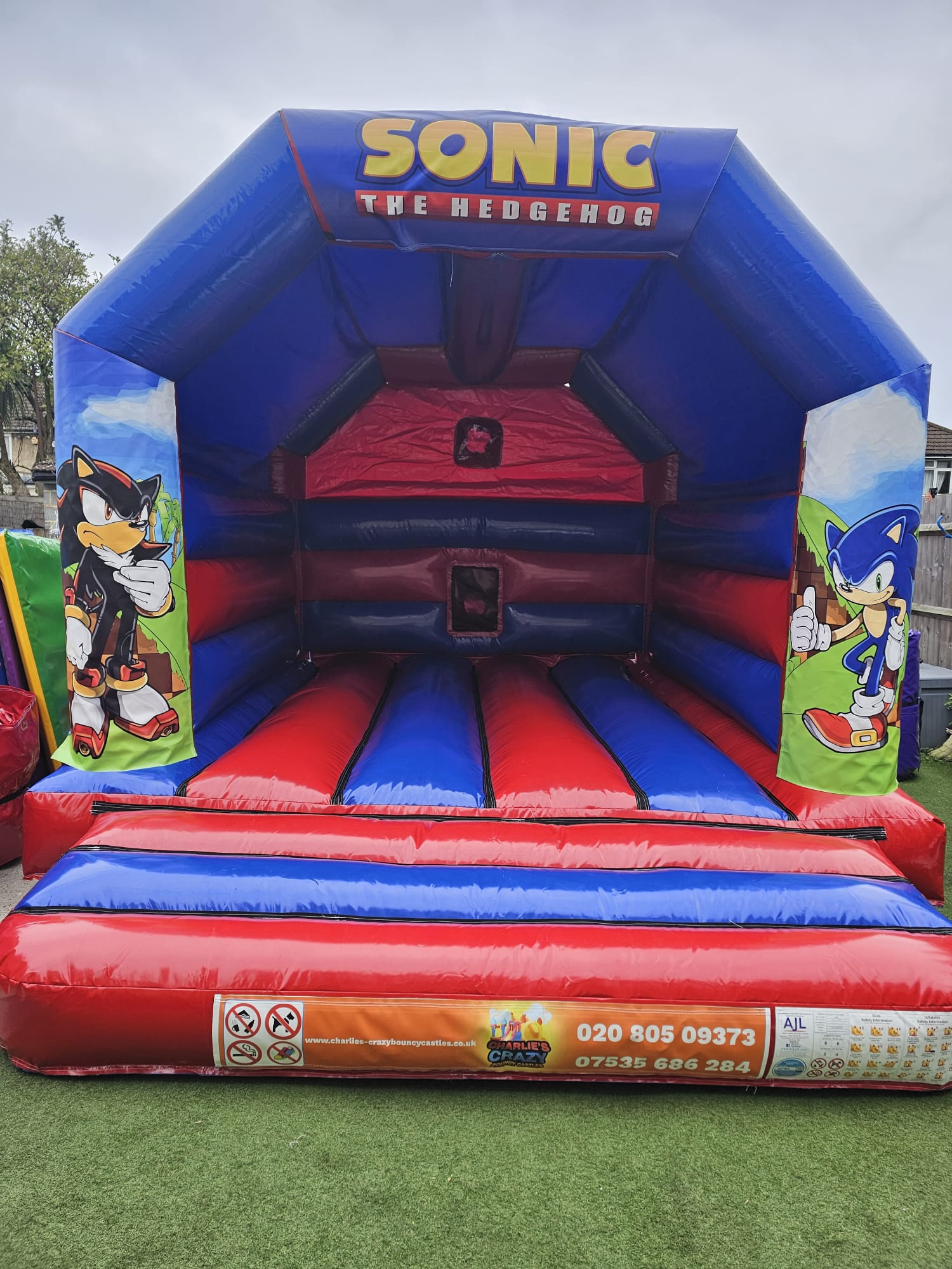 Red / Blue Sonic Castle - Inflatables Hire in London, greenwich ...