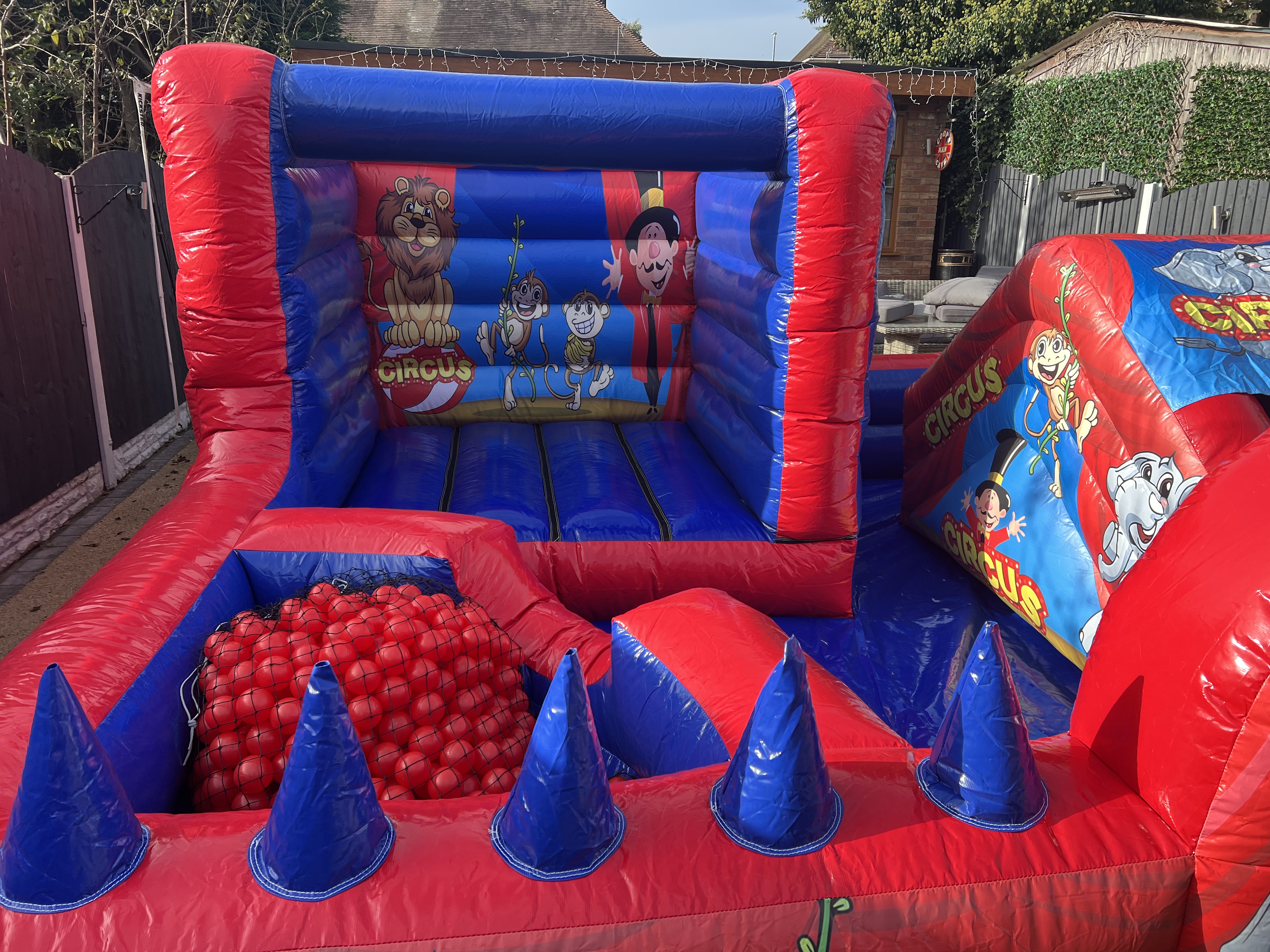 Circus Play Park/Balls - Bouncy Castles in West Midlands, Cannock ...