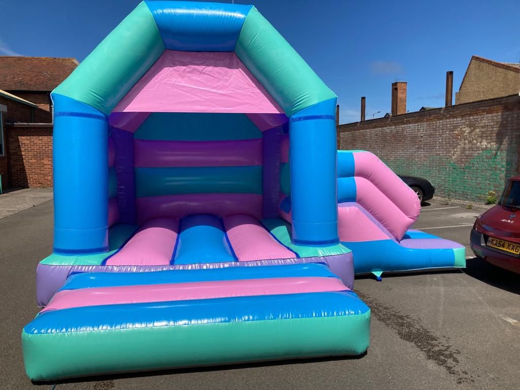 Disco Domes & Musical Castles - Bouncy Castle Hire in Southend-on-Sea ...