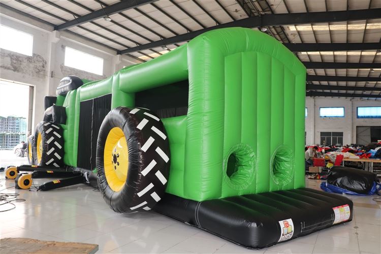 John Deere Tractor and Trailor Obstacle Course - Hire in Co Westmeath