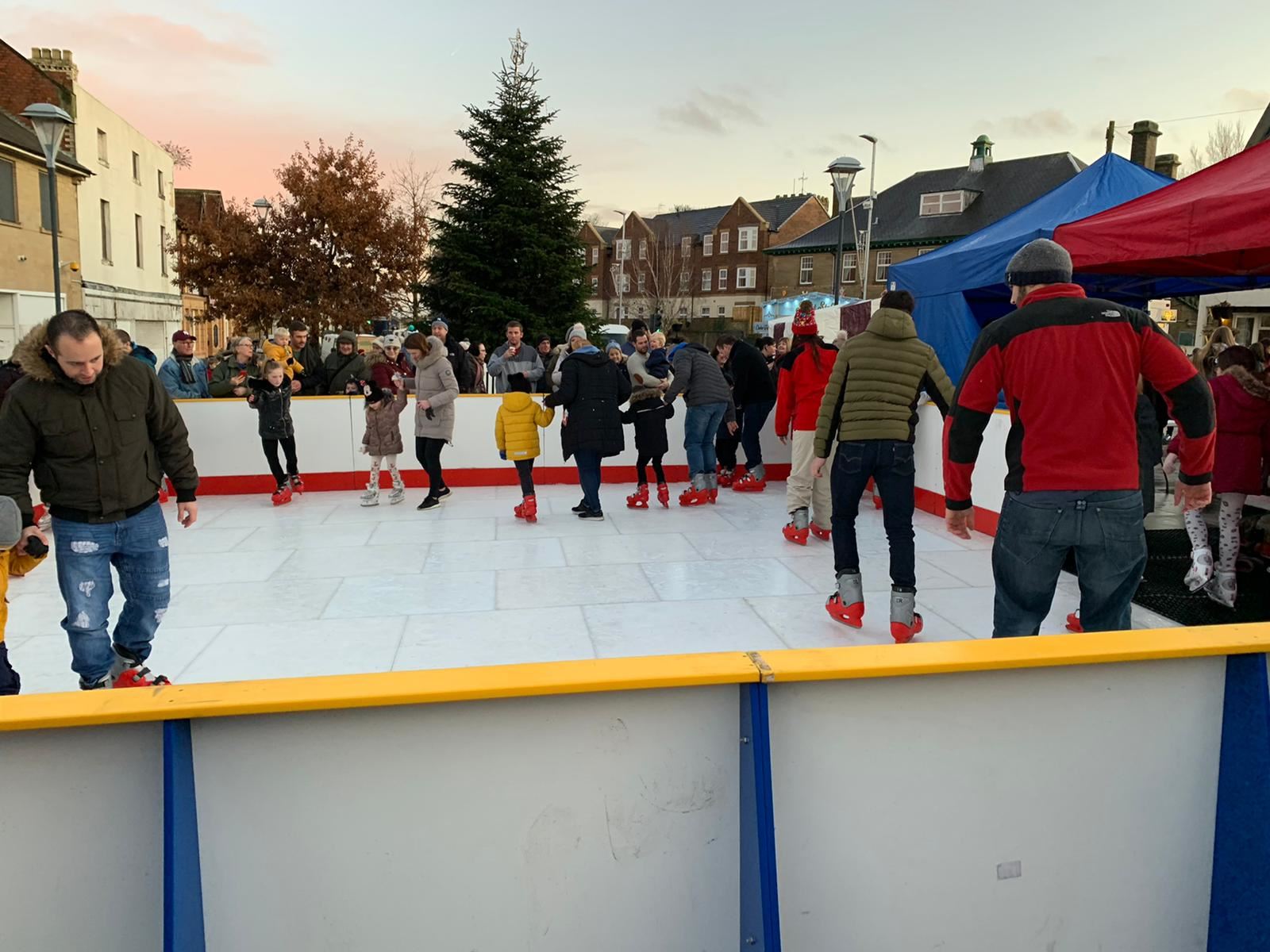 Ice Rink Hire ,Outdoor Ice Skating Rink Hire Essex, London, UK