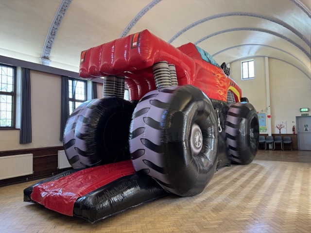 Monster Truck 31ft (9.4m) - Hire in Hersham, Walton on Thames ...