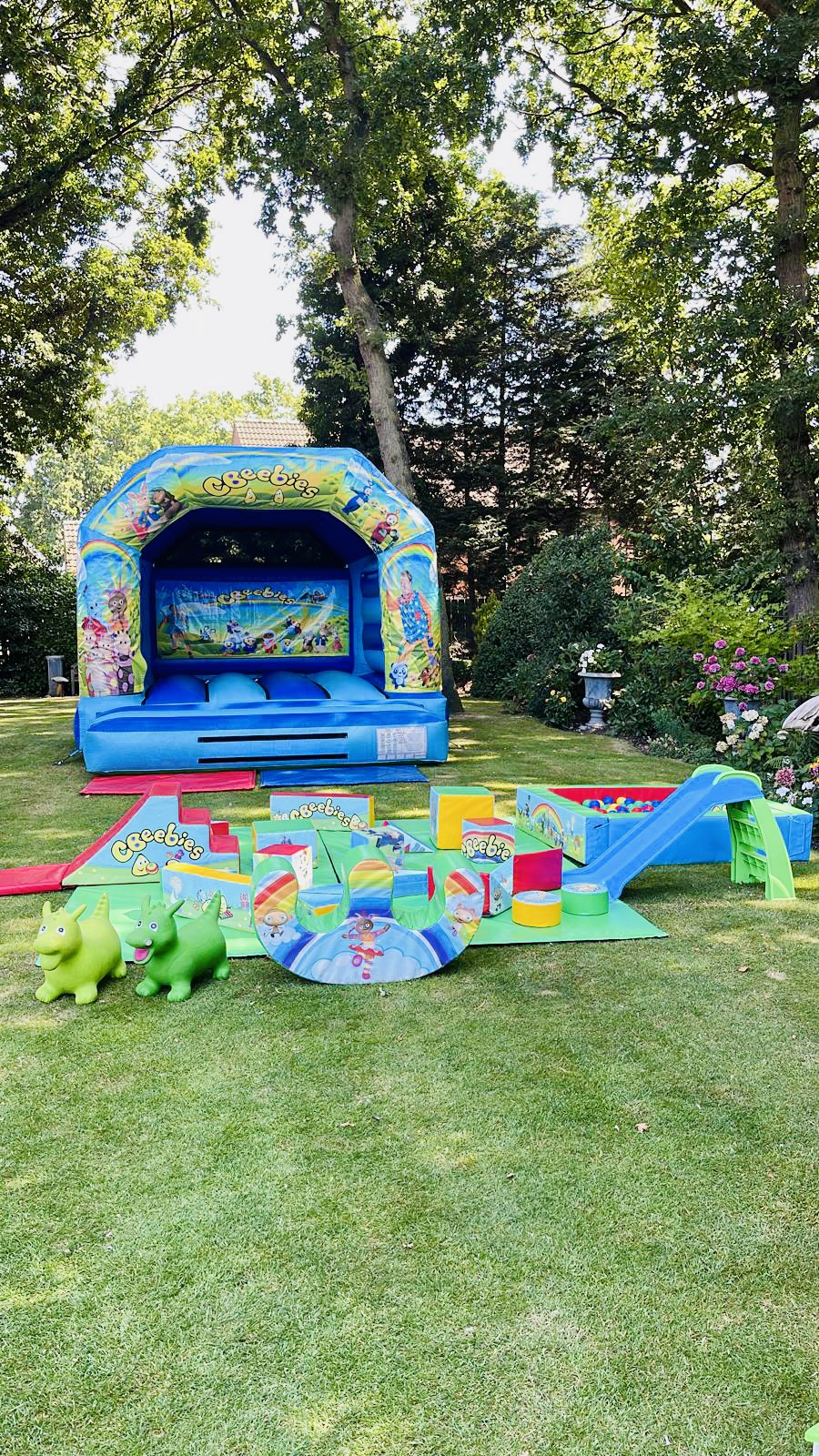 CBeebies Castle and Soft Play - Bouncy Castle Hire in South Yorkshire ...