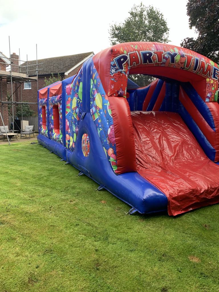 50ft Blue party time assault course - Bouncy Castle Hire in Dewsbury ...