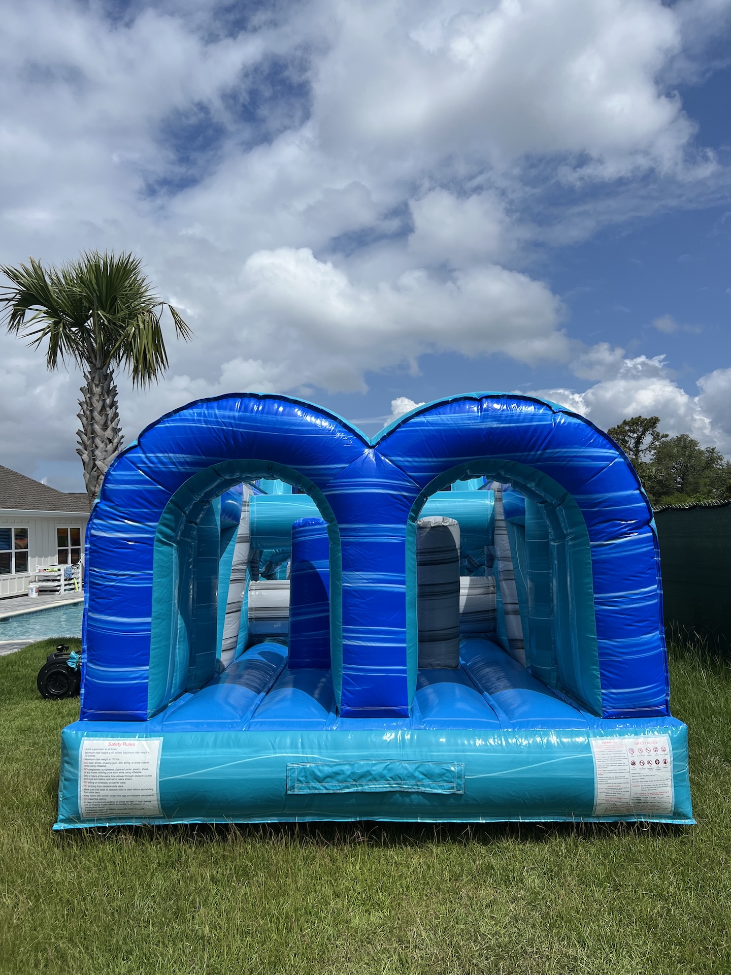 Aqua Rush Dual Lane Obstacle Course (WET or DRY) - Bounce House Hire in ...