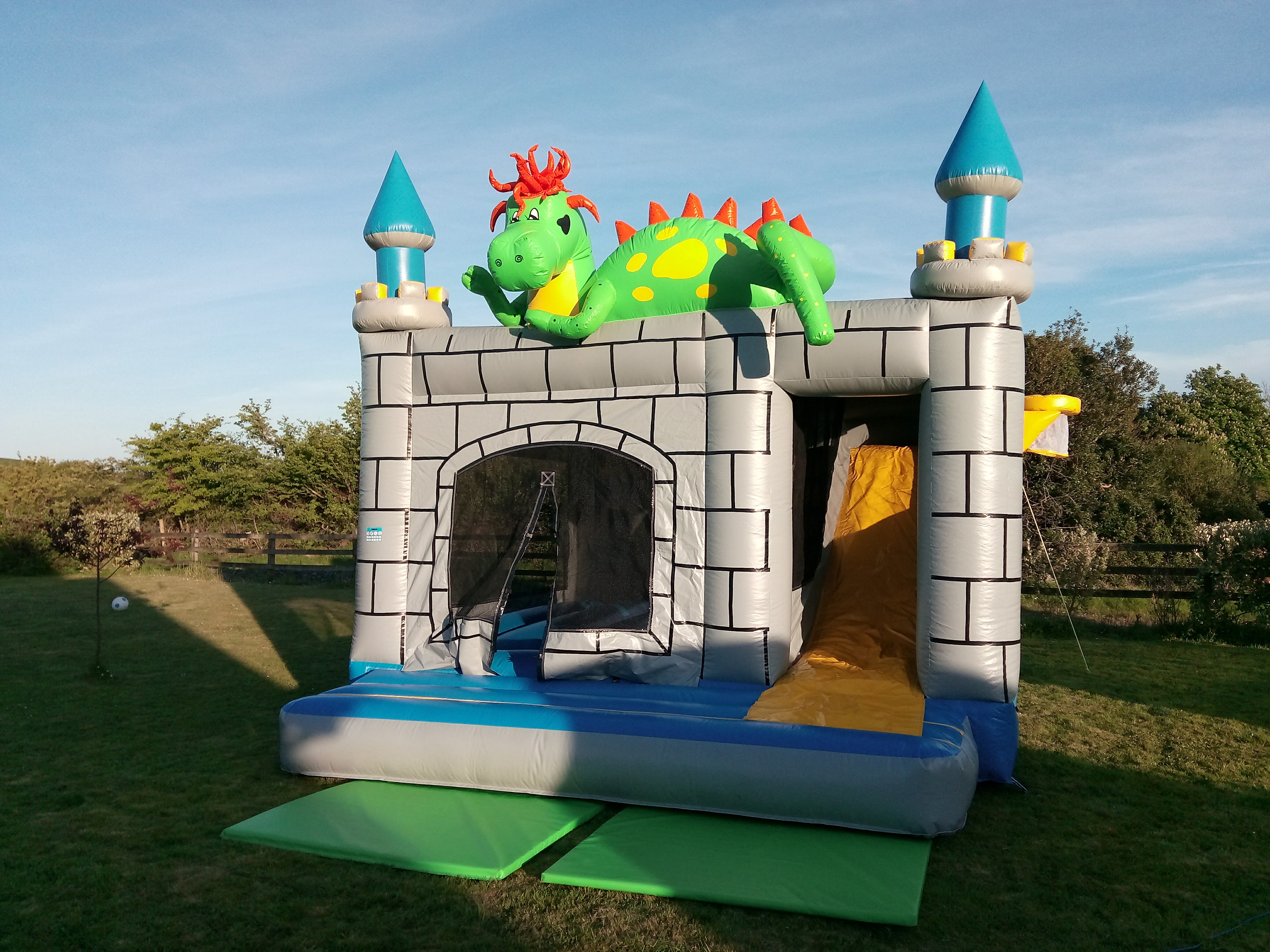 Bouncy Castles - Bouncy Castle Hire in Mayo, Castlebar, Westport ...