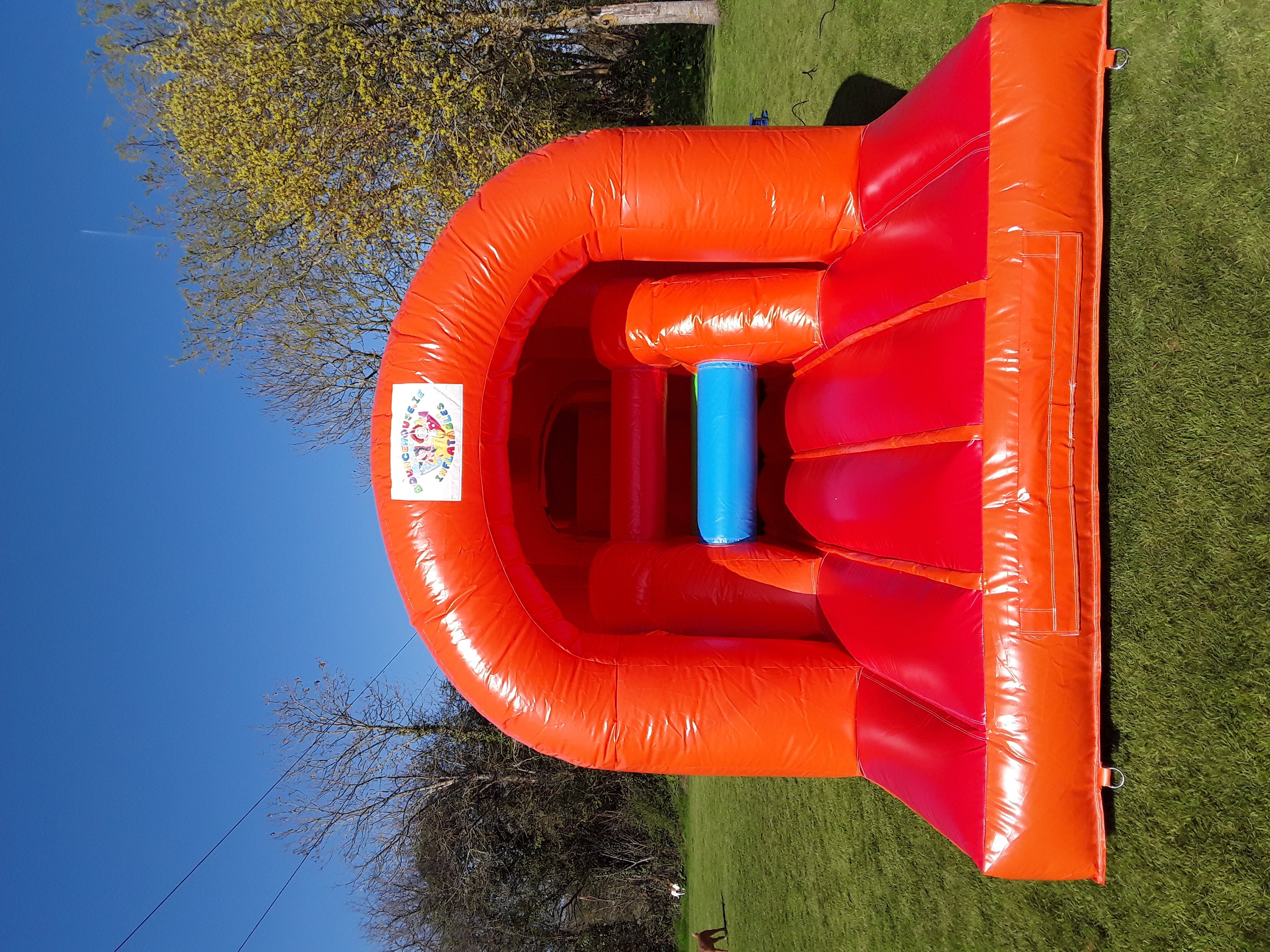 Tabby the Tiger High Slide Obstacle Course - Hire in Kilkenny