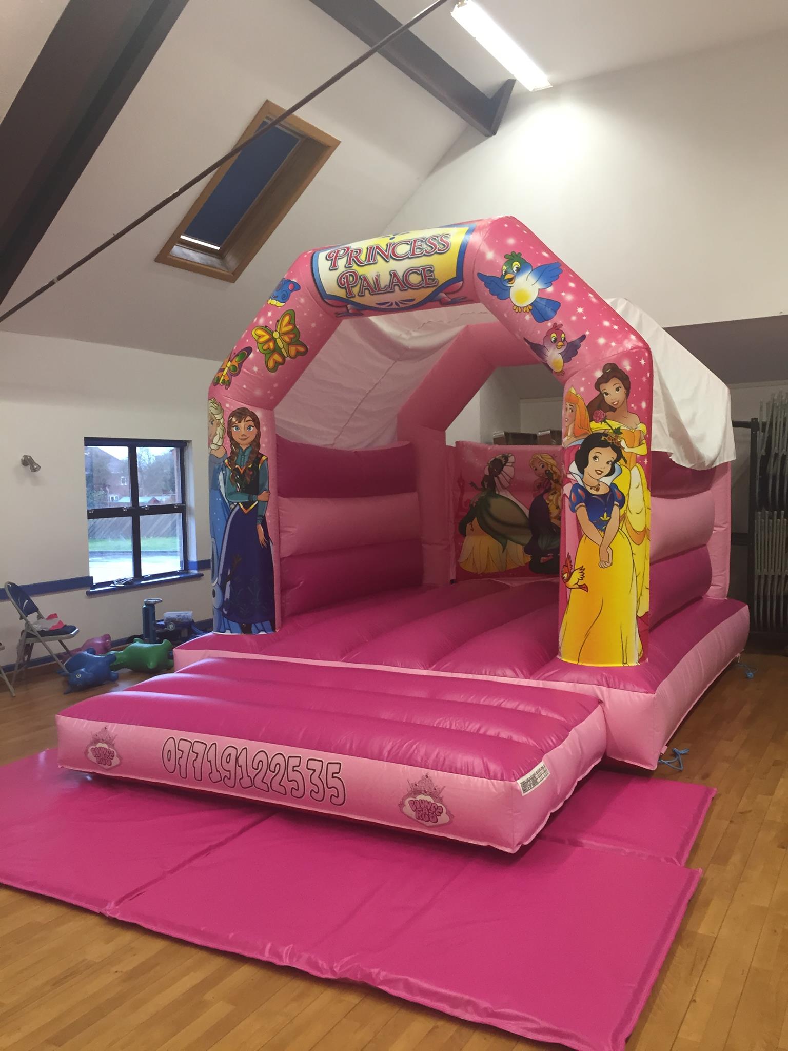 Princess Palace Bouncy Castle 15ftX11ft - Bouncy Castle Hire in West ...