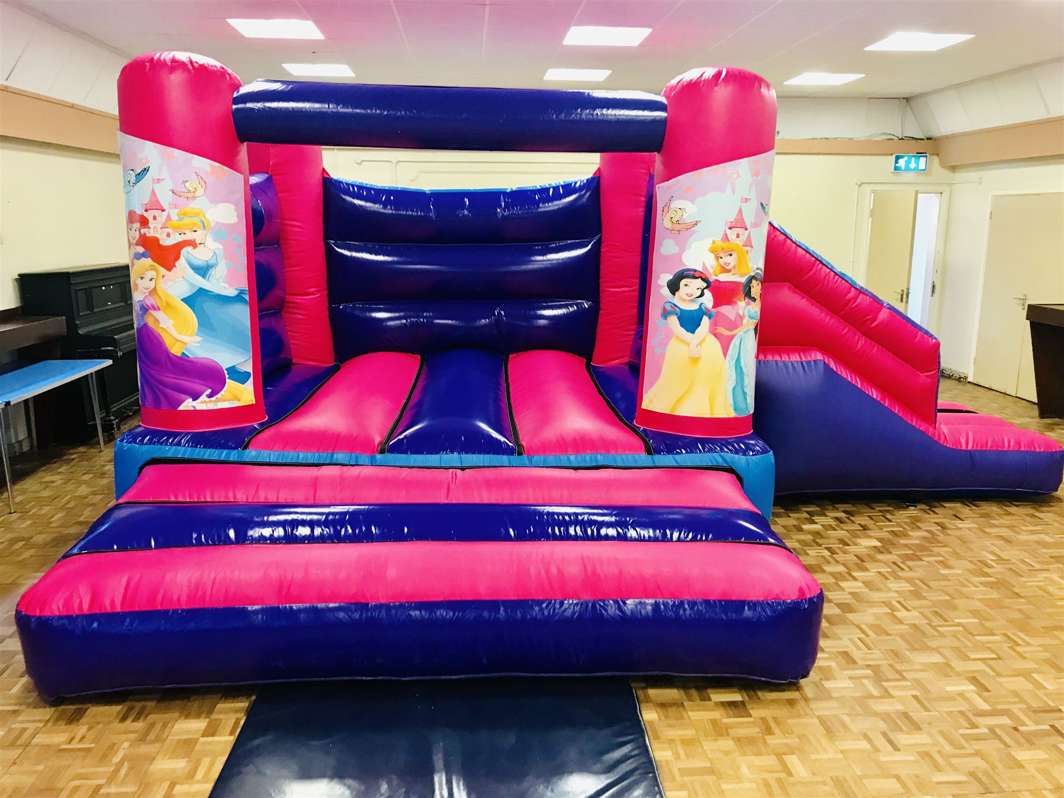 Bouncy Castles | Inflatable Hire | Warrington Kids Bouncy Castles
