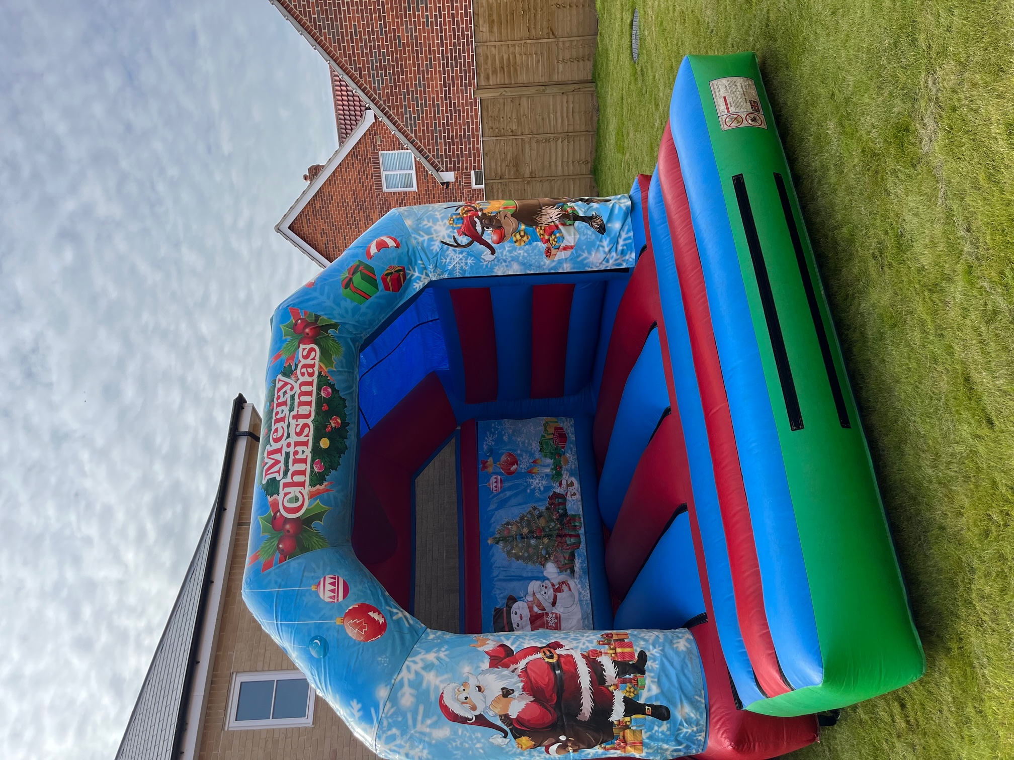 Bounce Back Castles | Christmas Bouncy Castle