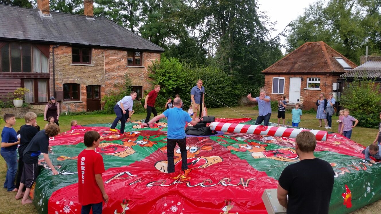 Total Wipeout Inflatable Hire,Last Man Standing Inflatable Hire,UK