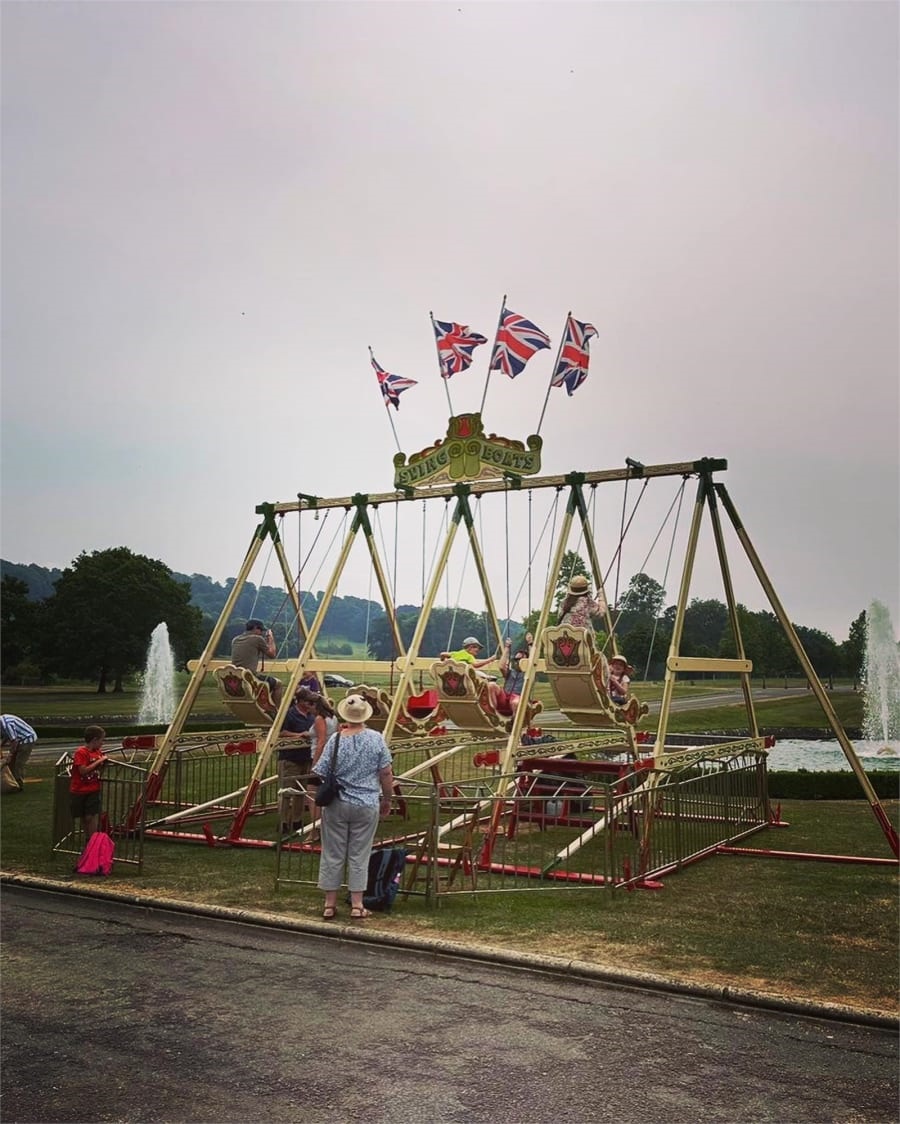 Adult Swing Boats Hire UK | Funfair and Fairground Ride Rental