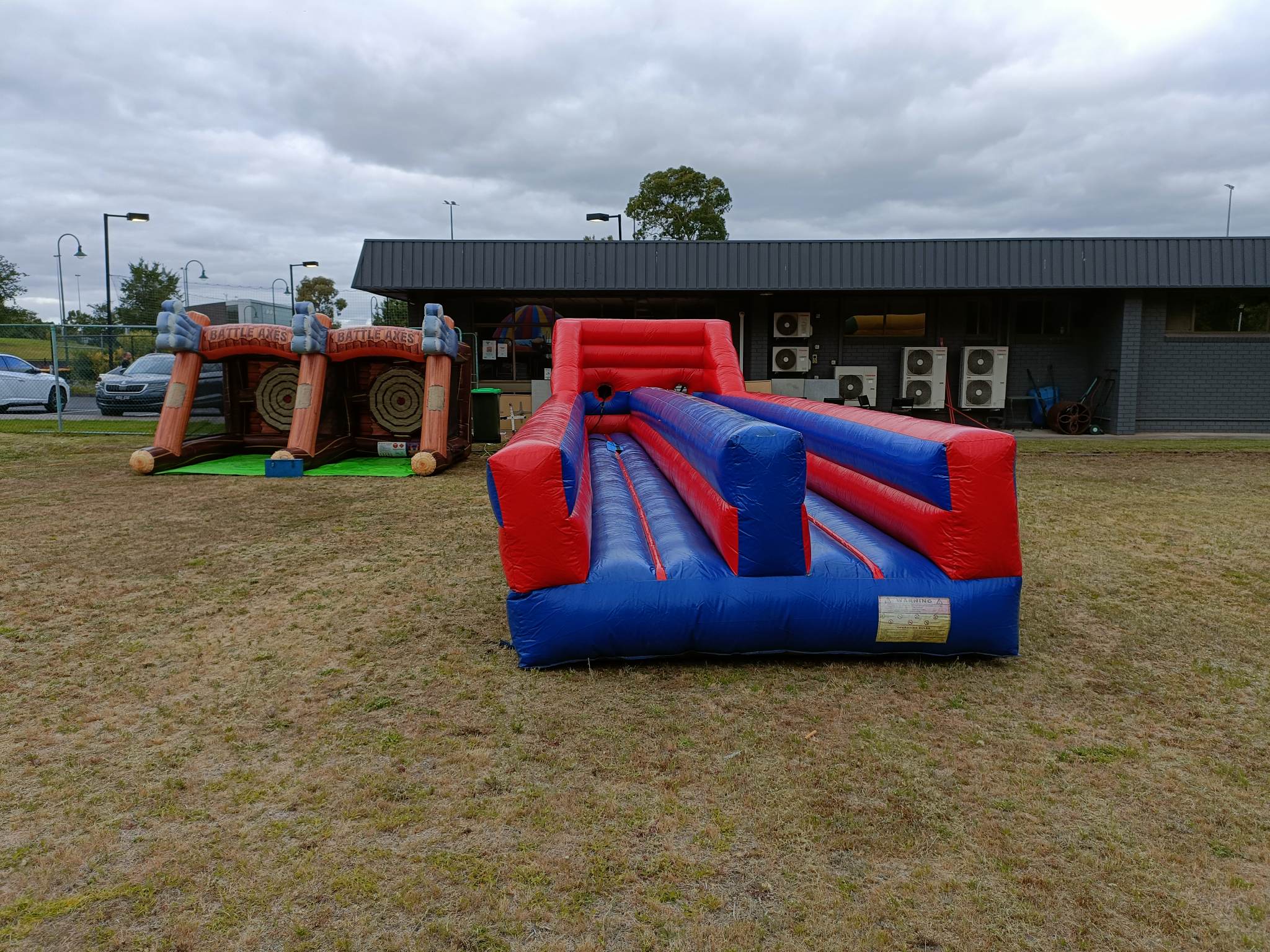 Bungee Run 2 - Hire in Victoria | Melbourne Castle Hire