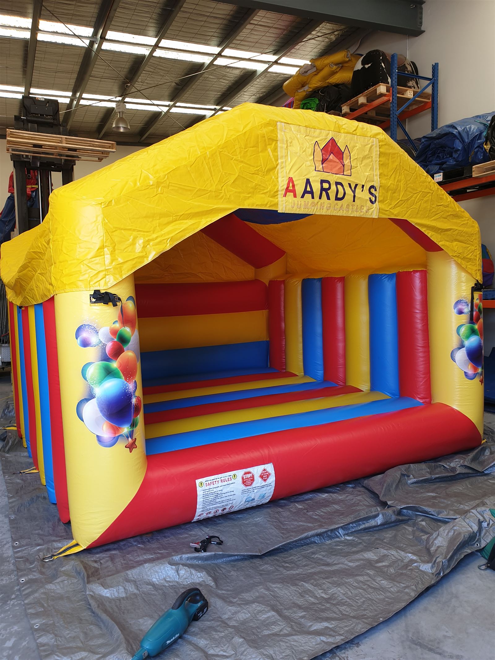 Party Castle 2 (Paardy Castle) - Jumping Castle Hire in Melbourne ...