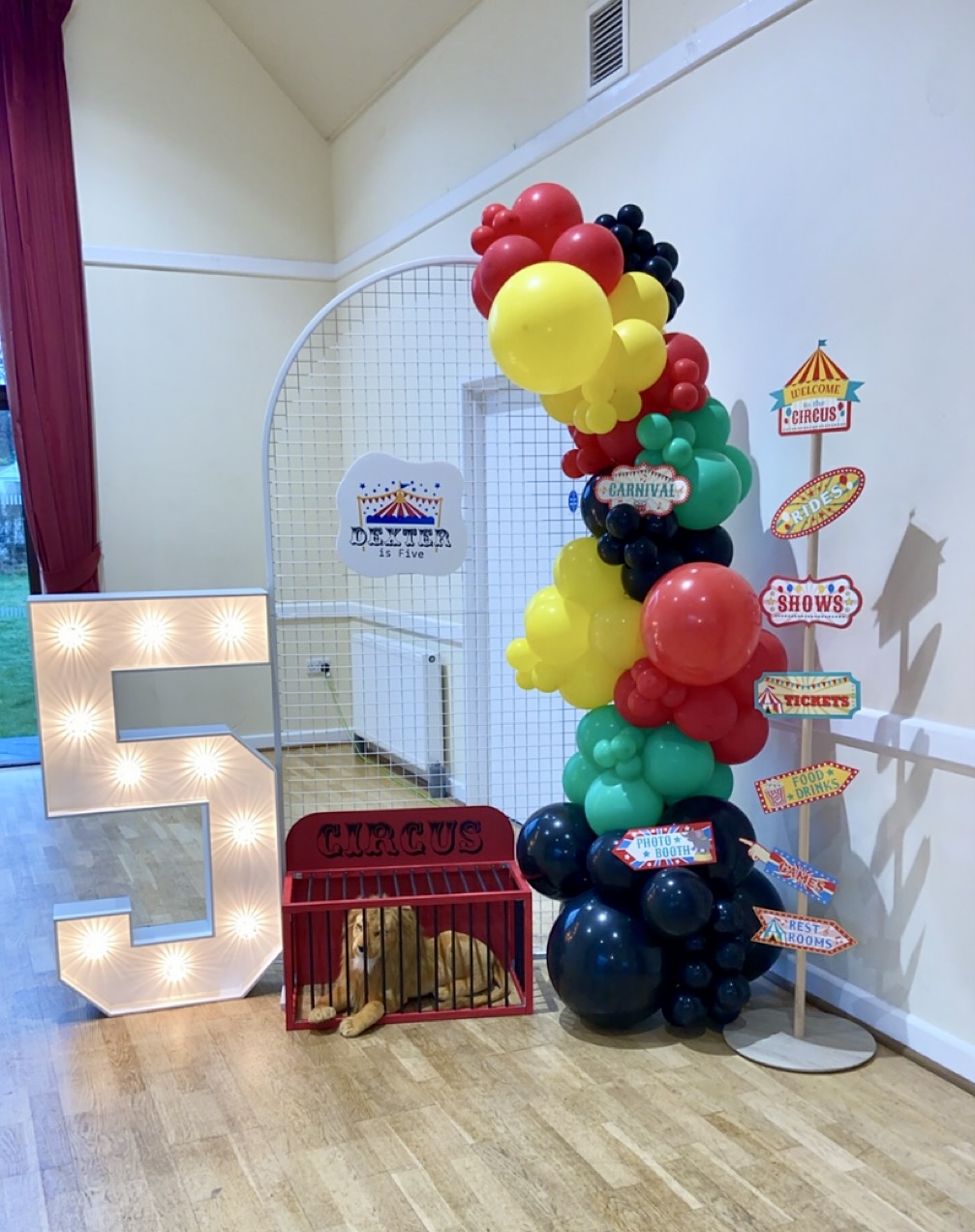Circus Themed Balloon Display And Light Up Number - Hire, Balloon ...