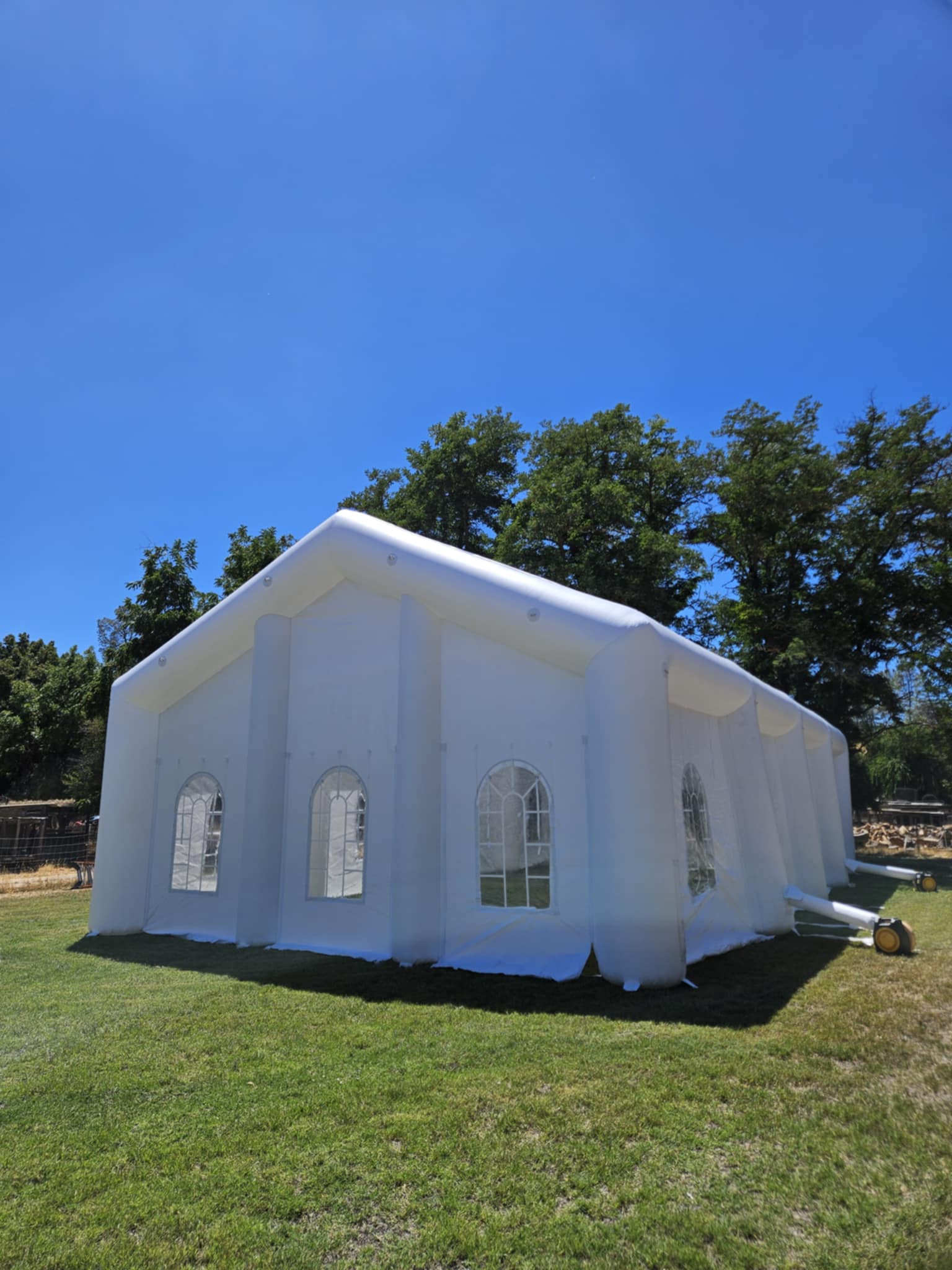 Tents - Bounce House Rental in Ca | Ty's Bounce Barn