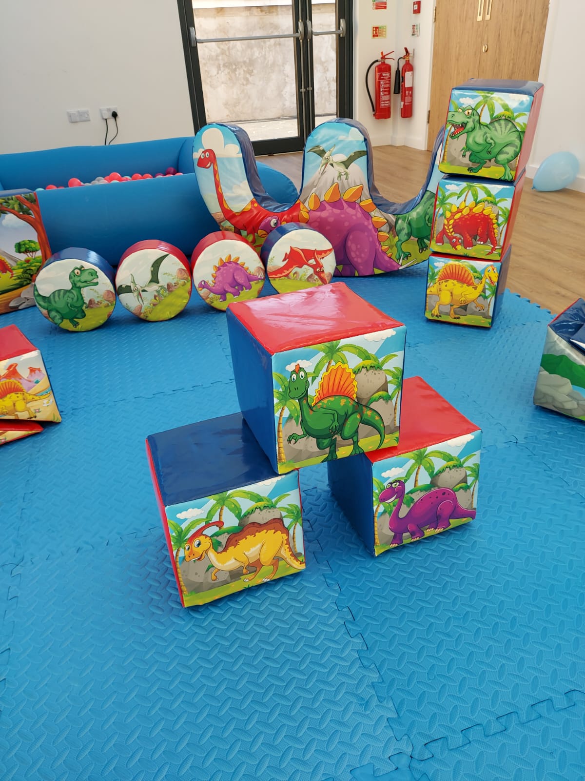 Dinosaur Soft play - Bouncy Castle Hire in Nottinghamshire/Derby